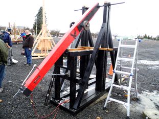 Floating Arm Trebuchet : 7 Steps (with Pictures) - Instructables