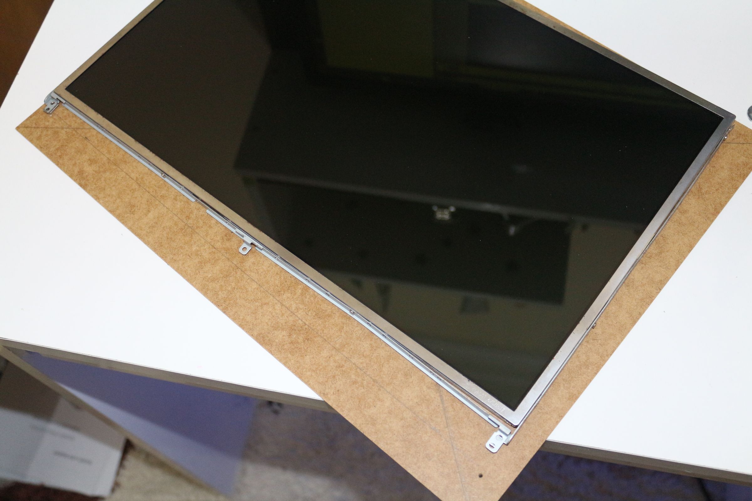 Frame for an Old Laptop LCD : 10 Steps - Instructables