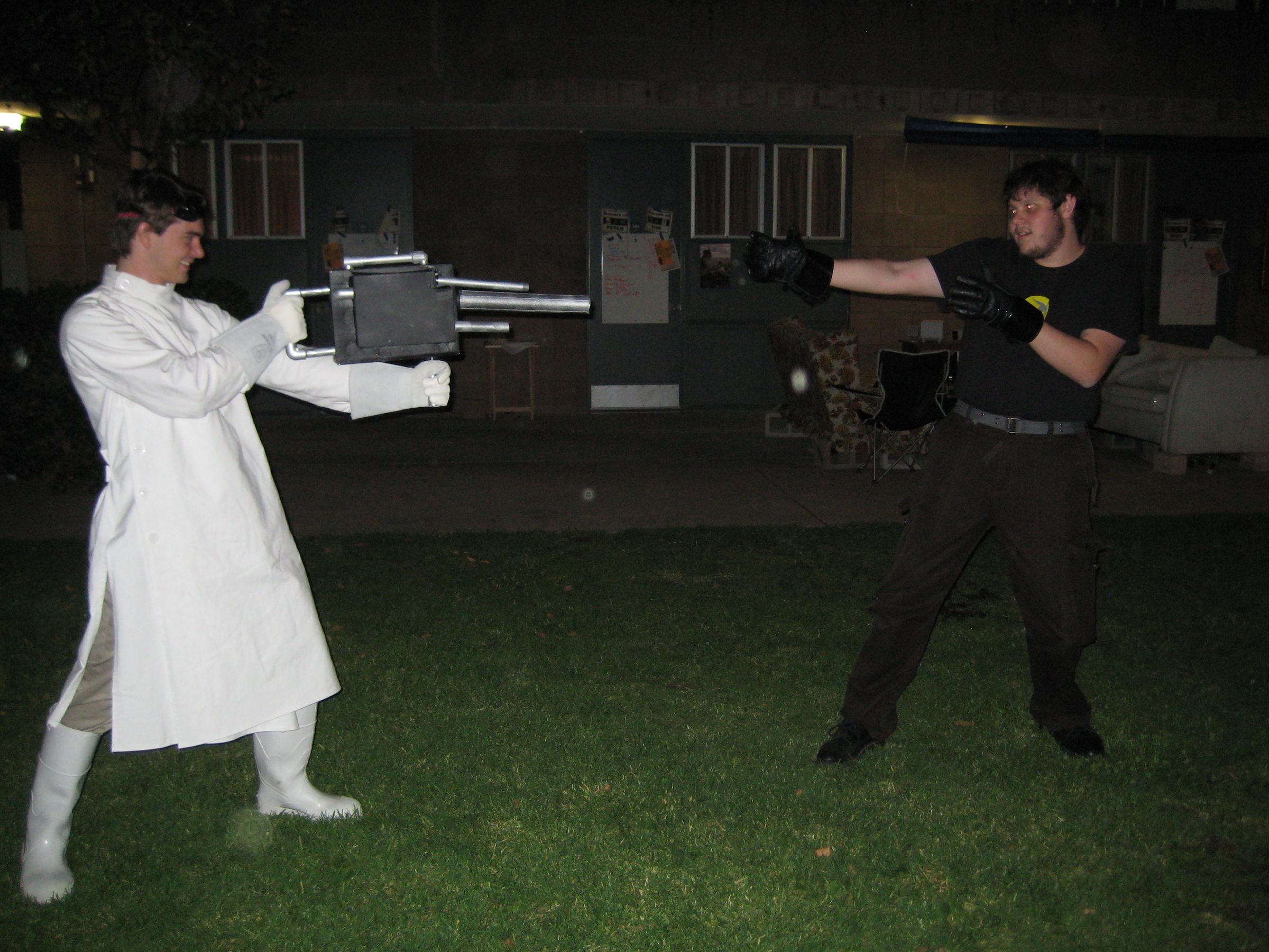 Dr. Horrible Lab Coat and Freeze Ray : 5 Steps - Instructables