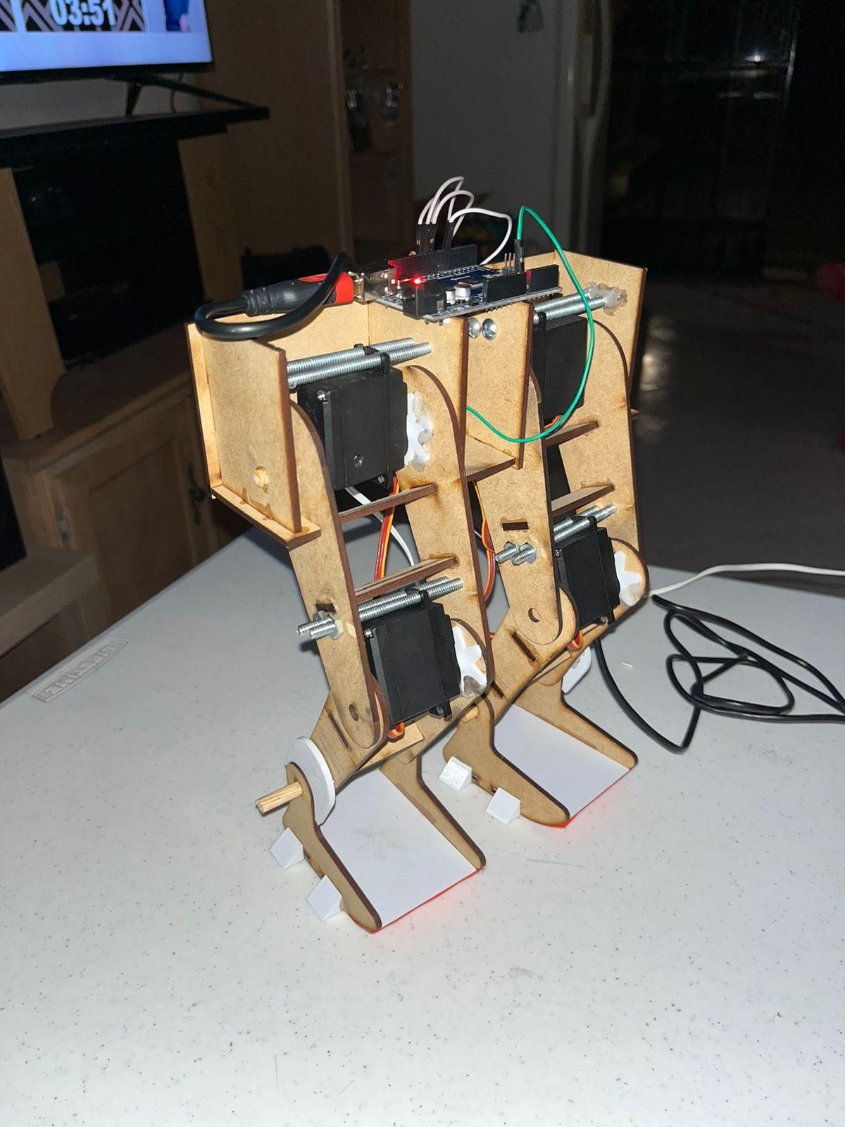 Lower Body Exoskeleton : 5 Steps - Instructables