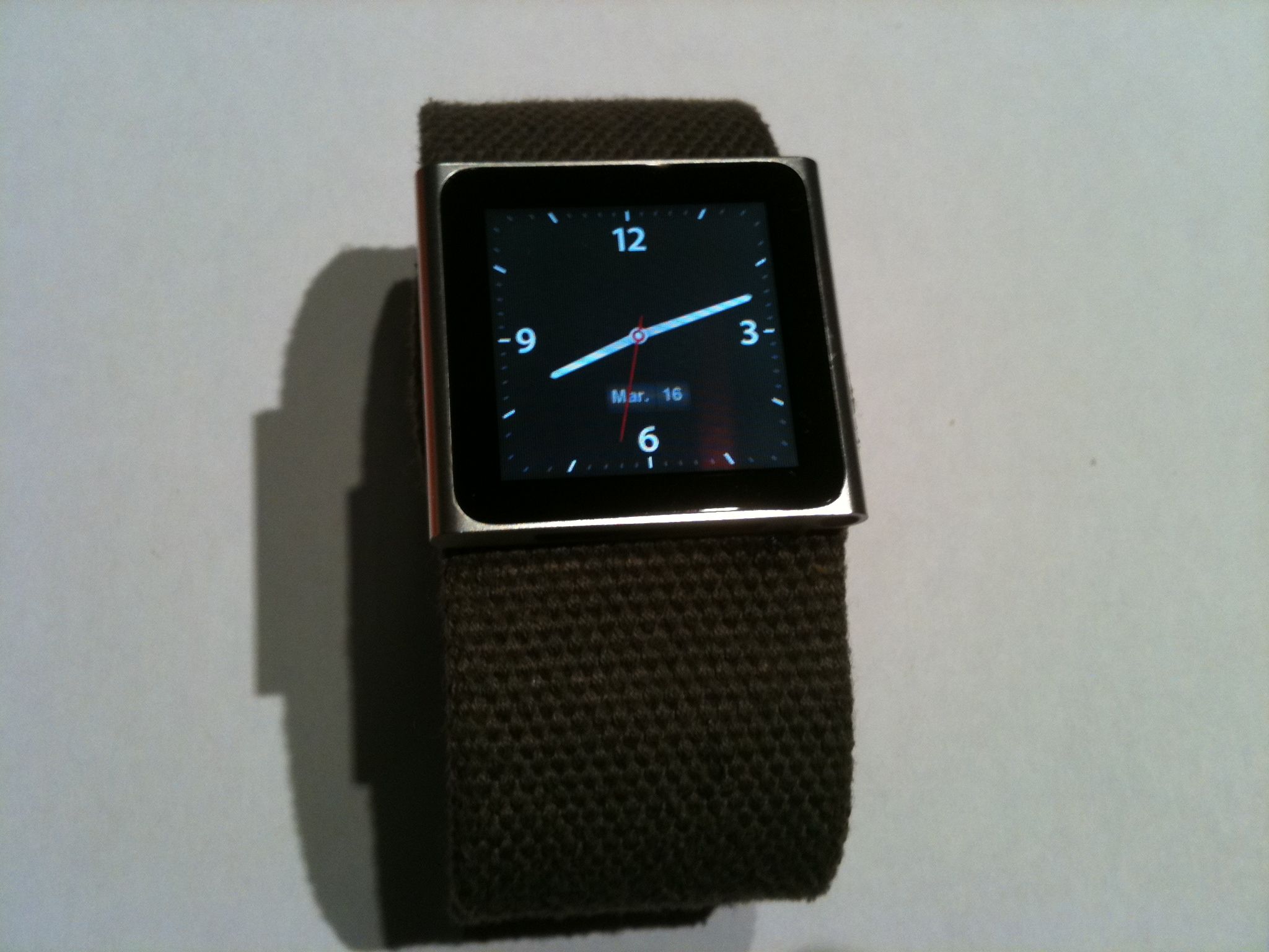 Turn Your Ipod Nano Into a Watch With a Belt - Instructables