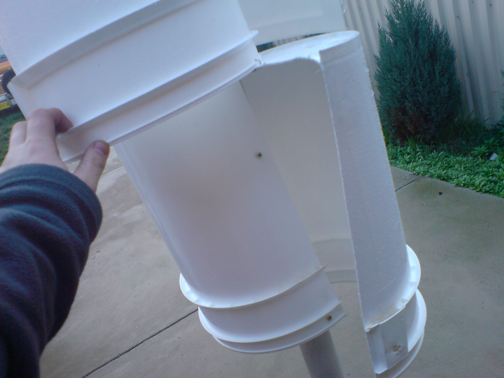 Build Your Own Savonius VAWT (Vertical Axis Wind Turbine) : 8 Steps ...