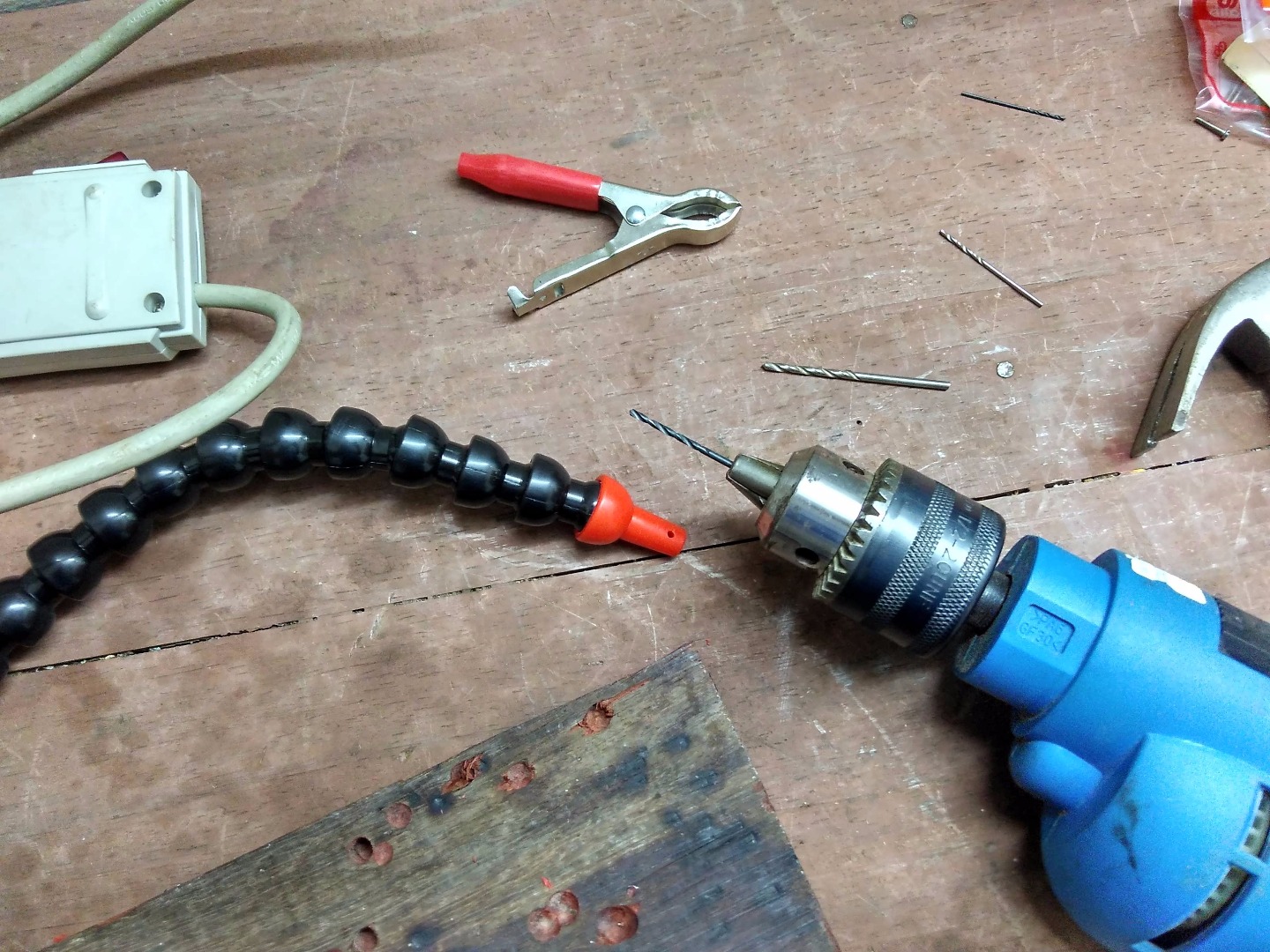 DIY Third Hand for Soldering : 7 Steps (with Pictures) - Instructables