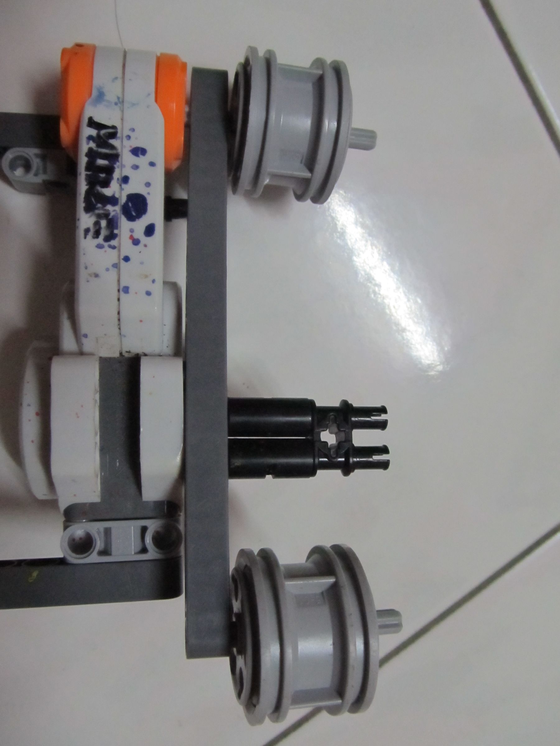 Lego Quick and Easy Spybot : 4 Steps - Instructables