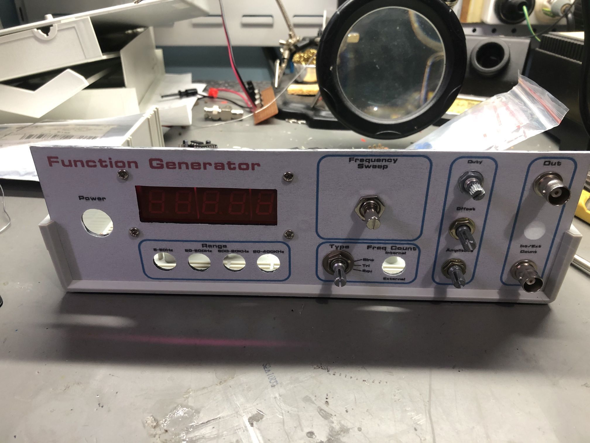 Build This 5Hz to 400KHz LED Sweep Signal Generator From Kits : 8 Steps ...