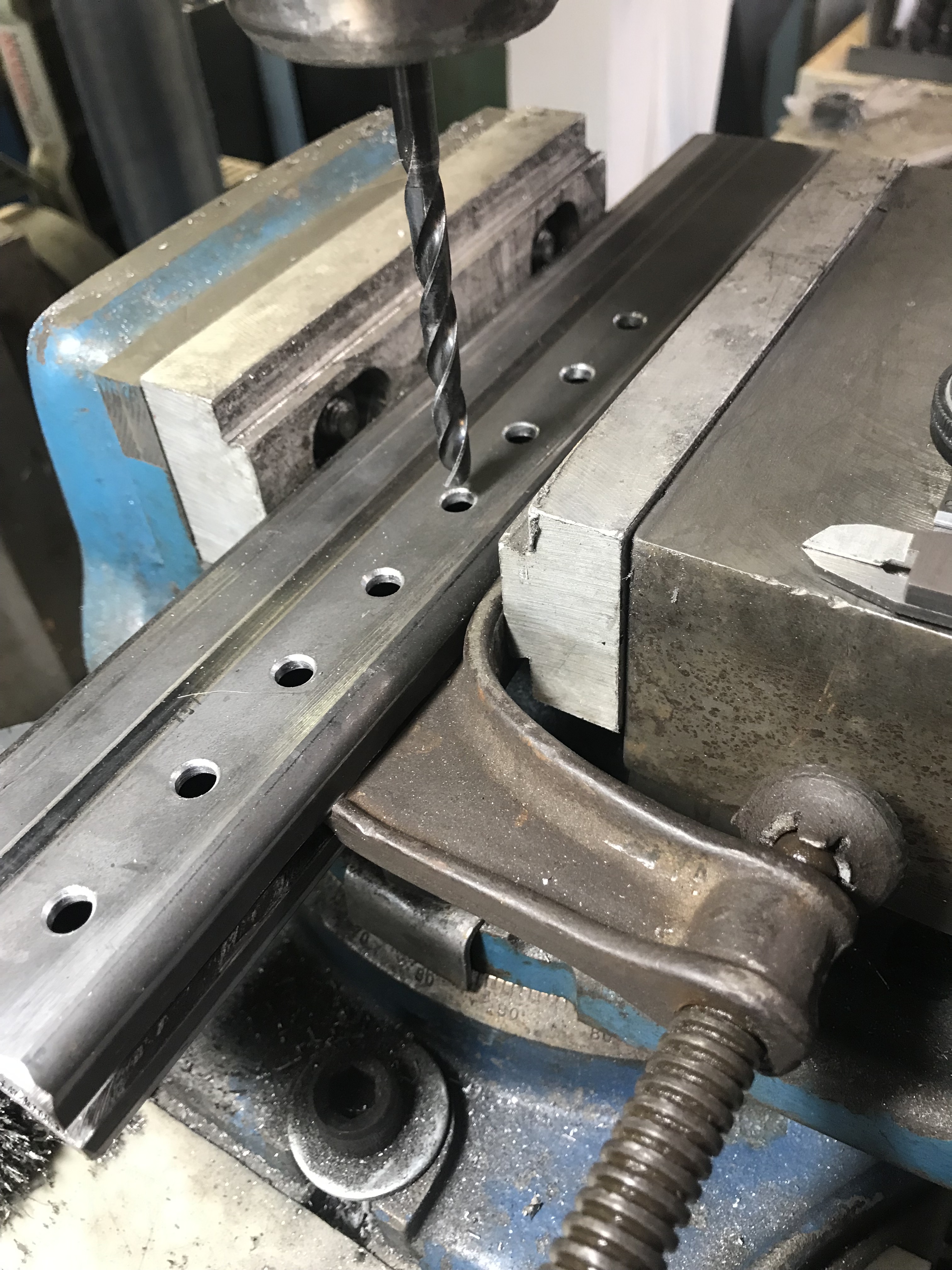 Junkyard C-Clamp to Expandable Clamp, Tool Box Treasure : 9 Steps (with ...