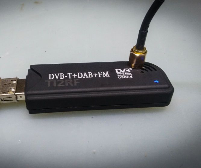 SDR RTL Dongle Antena Mod : 6 Steps - Instructables