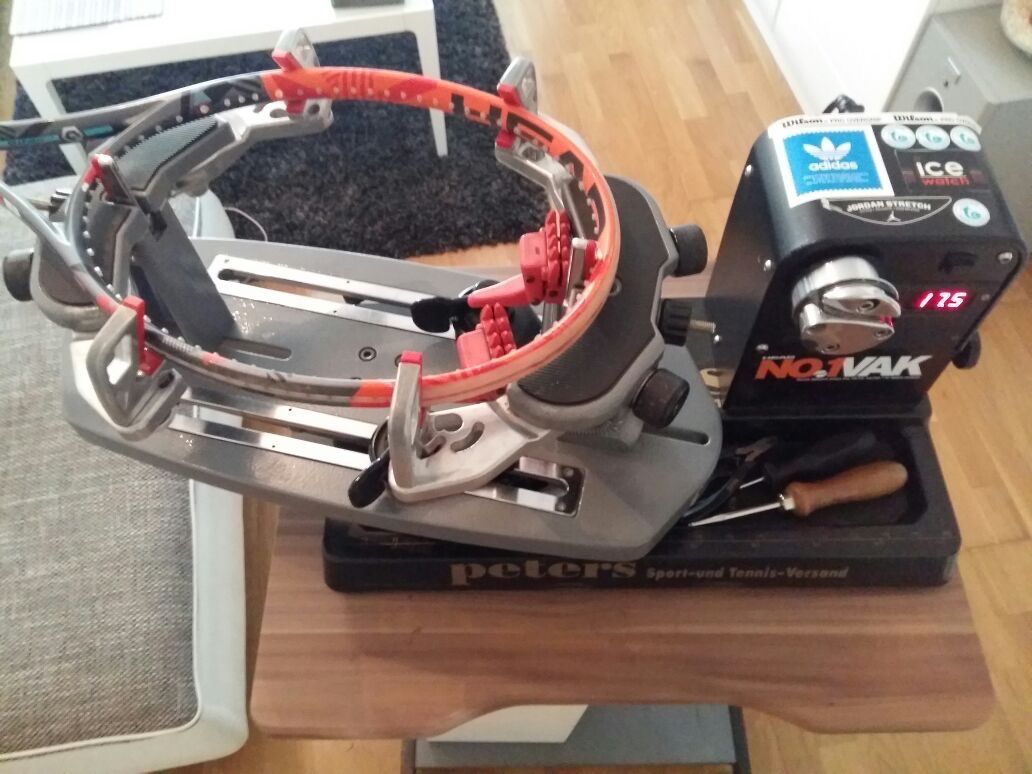 How to String Your Tennis Racquet : 5 Steps (with Pictures) - Instructables