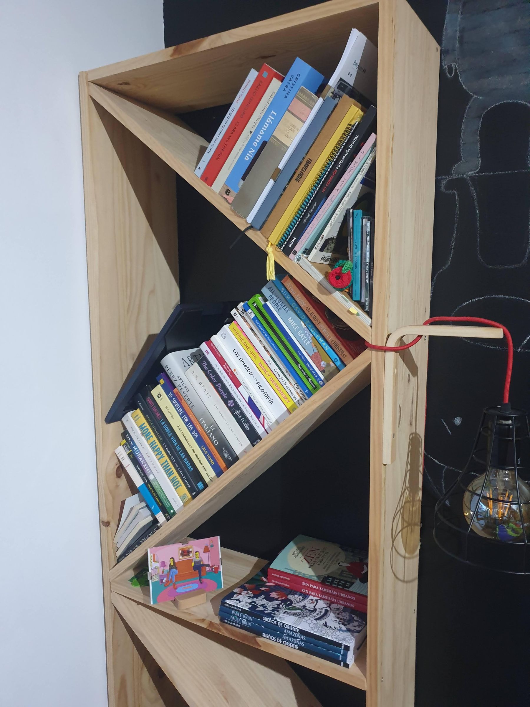 Diagonal Wood Bookshelf : 5 Steps - Instructables