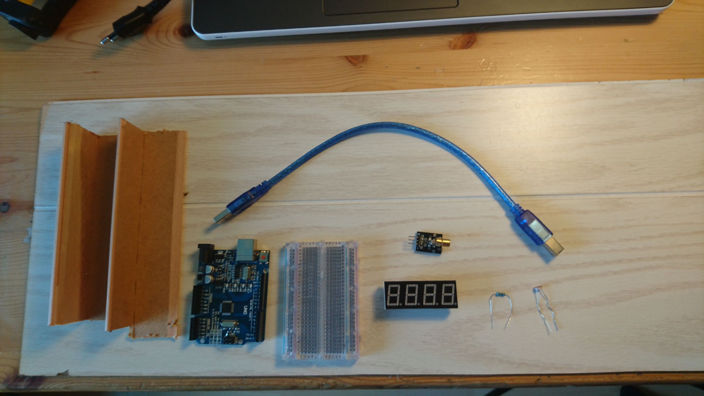Measuring the Speed of a Fidget Spinner : 4 Steps (with Pictures ...