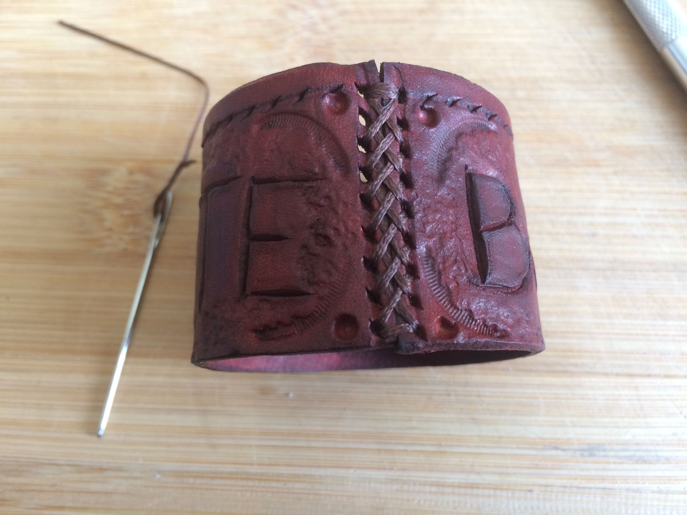 Leather Dice Tube : 15 Steps (with Pictures) - Instructables