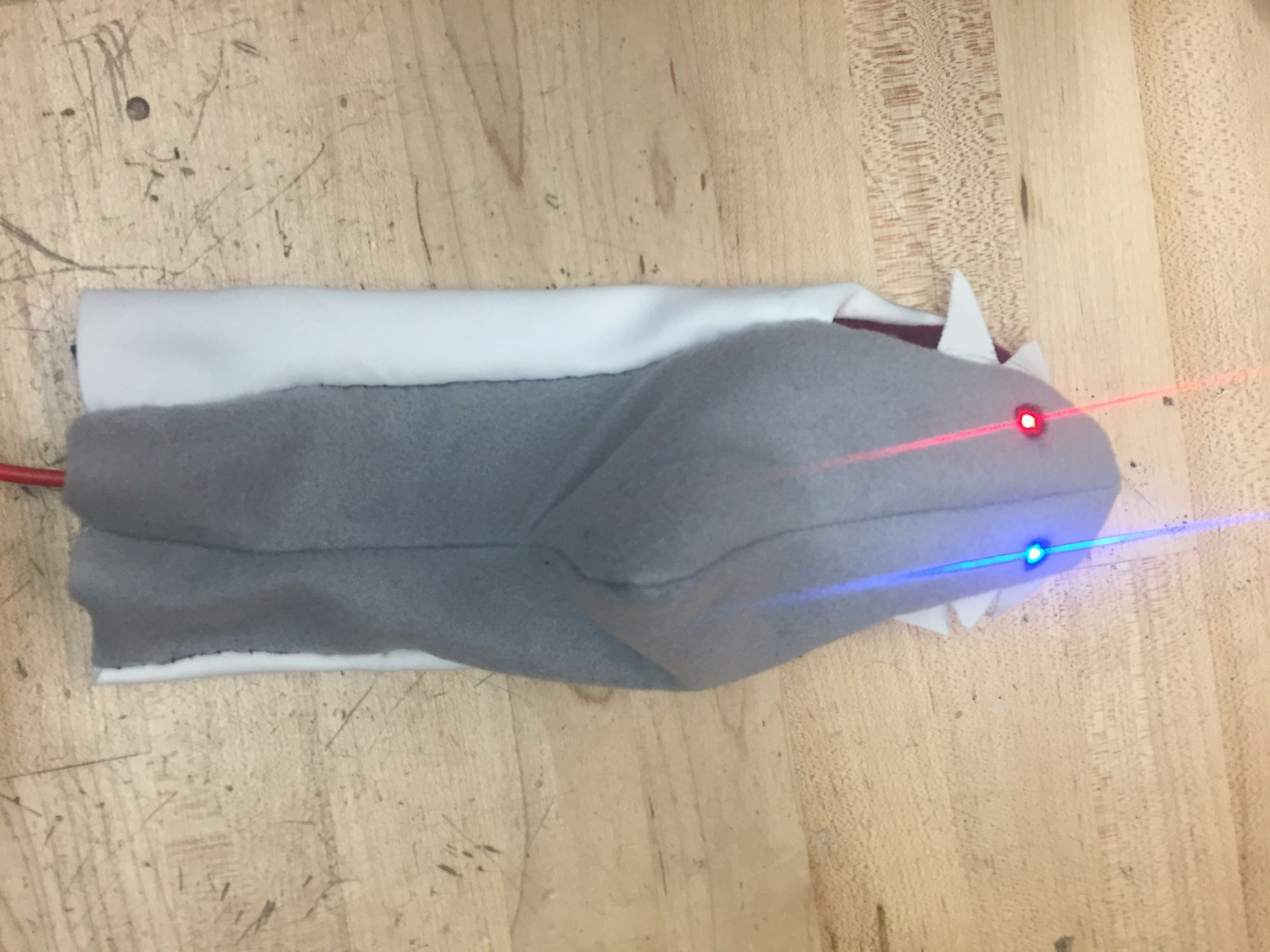 Blinking Shark Puppet : 11 Steps (with Pictures) - Instructables