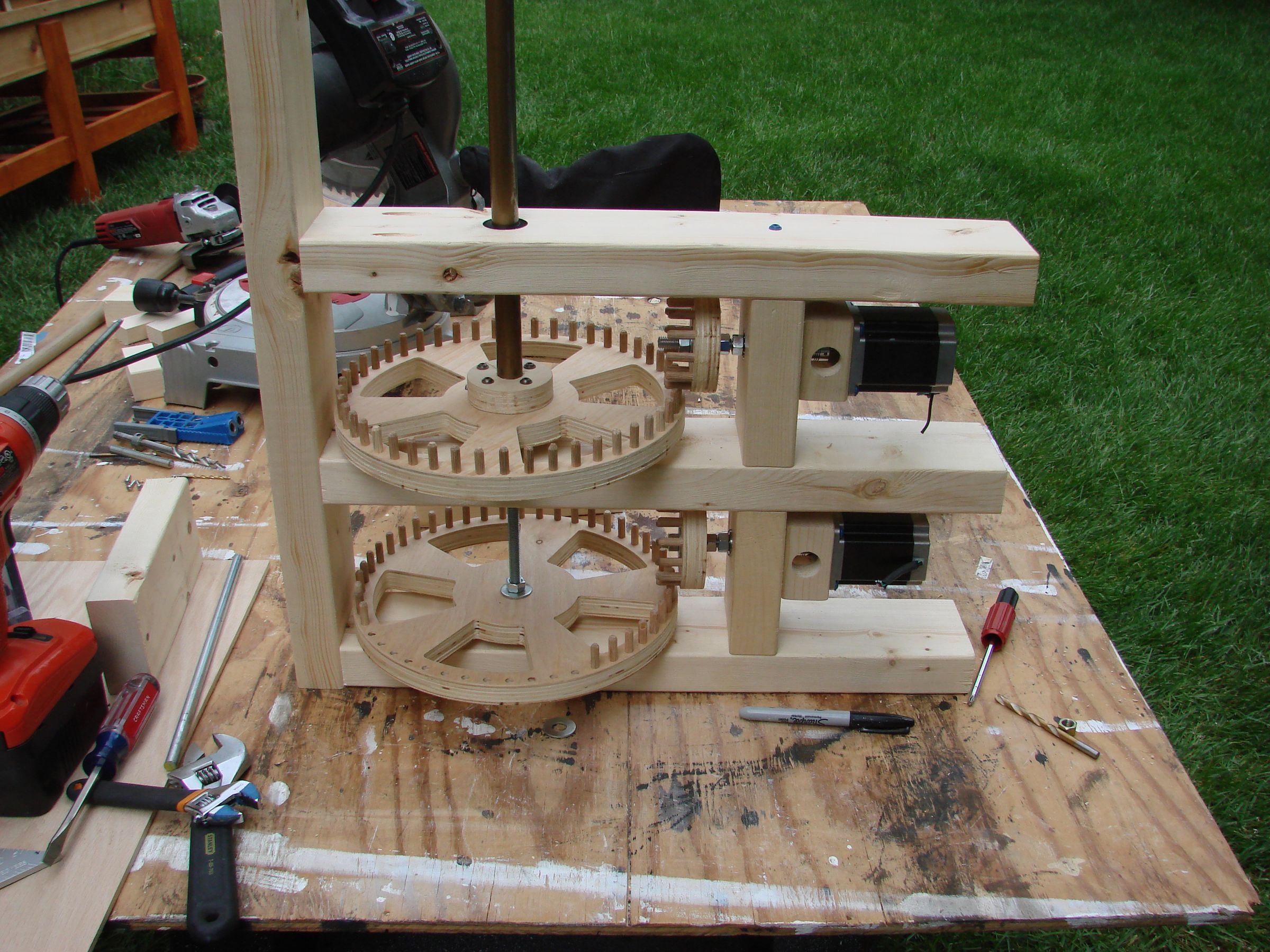 Internet Enabled Solar Tracker : 15 Steps (with Pictures) - Instructables