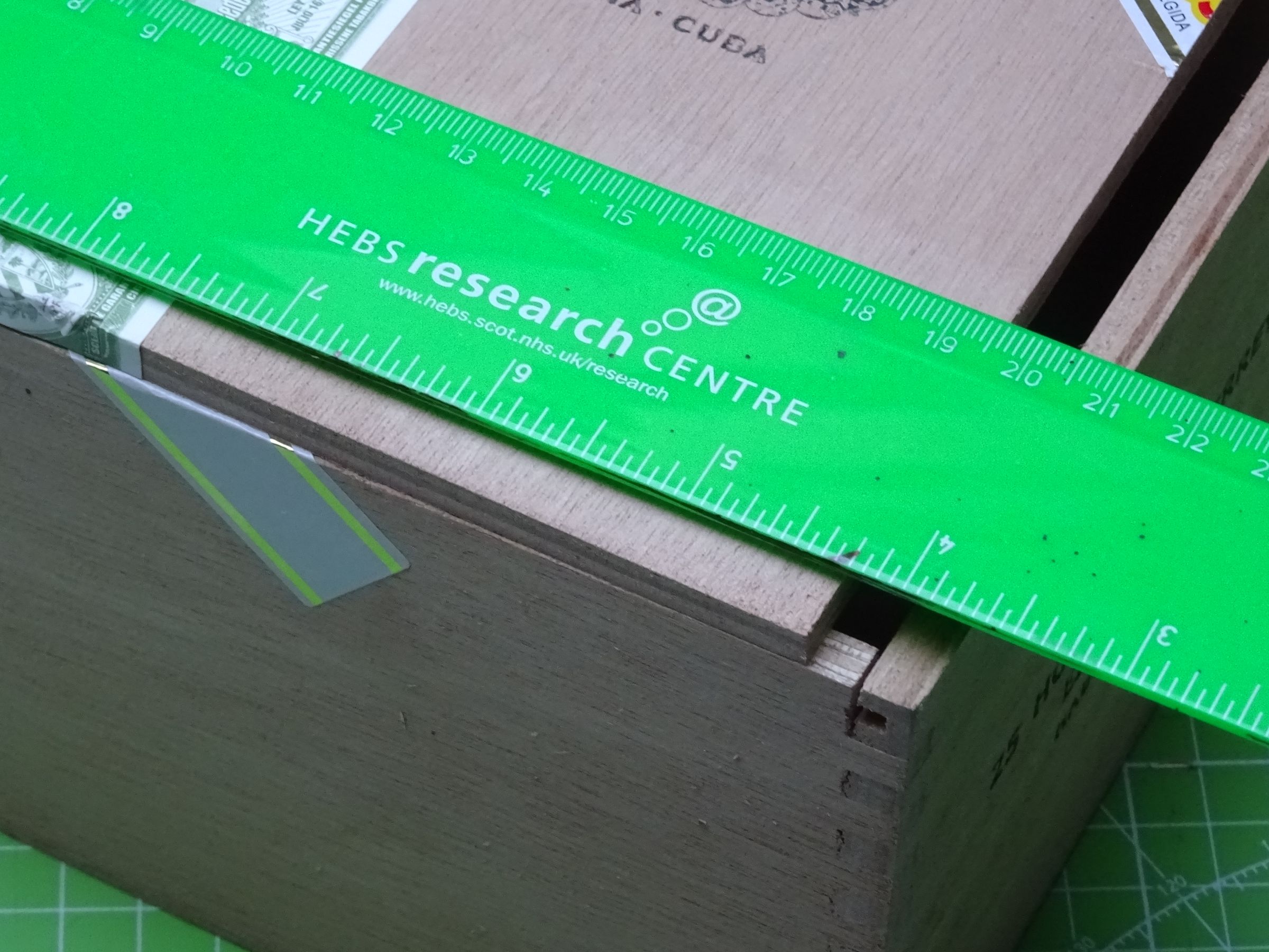 Cigar Box Keepsake Frame : 5 Steps (with Pictures) - Instructables