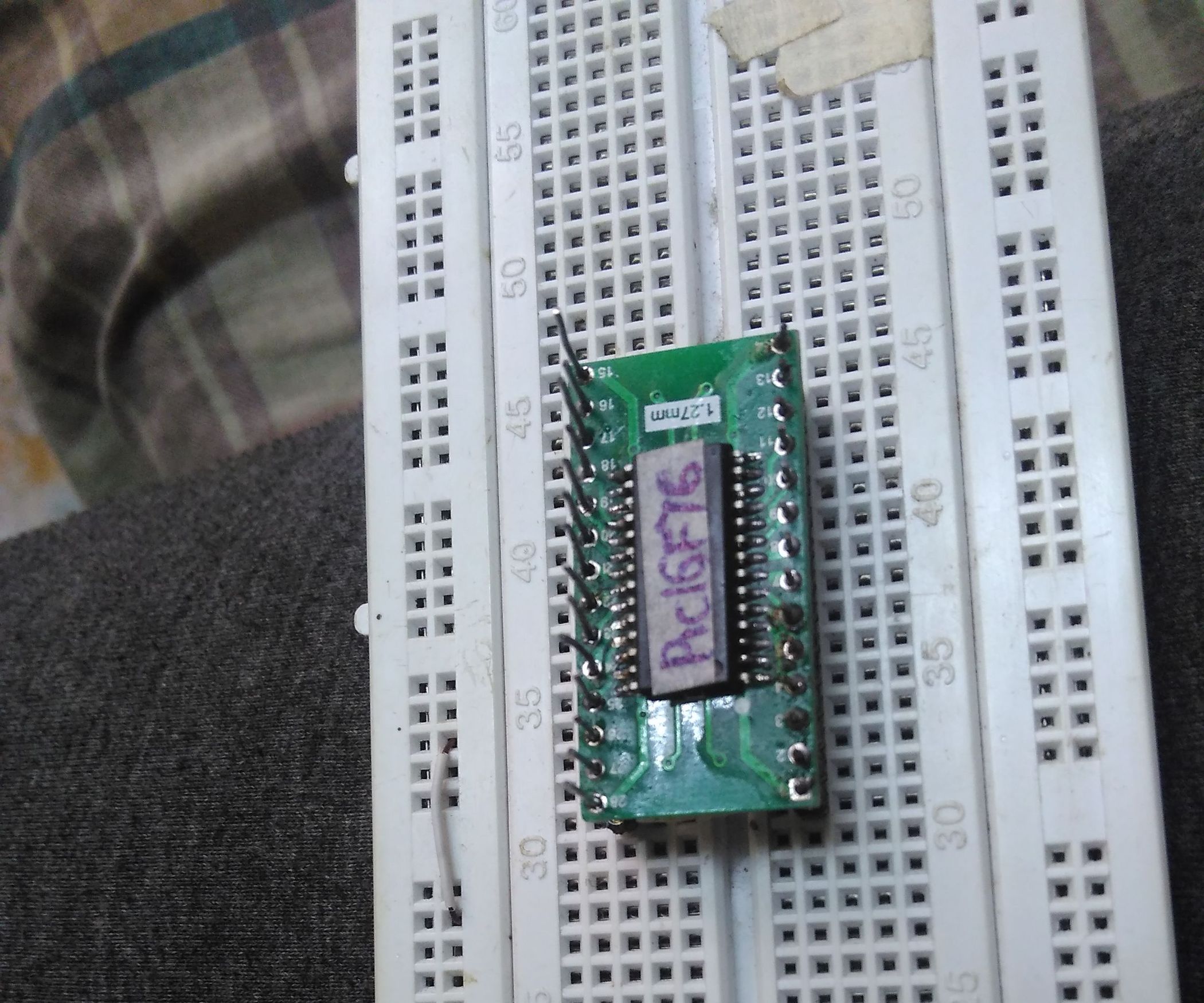 PIC & AVR Modules From SMD Chips Suited for BreadBoarding : 7 Steps ...
