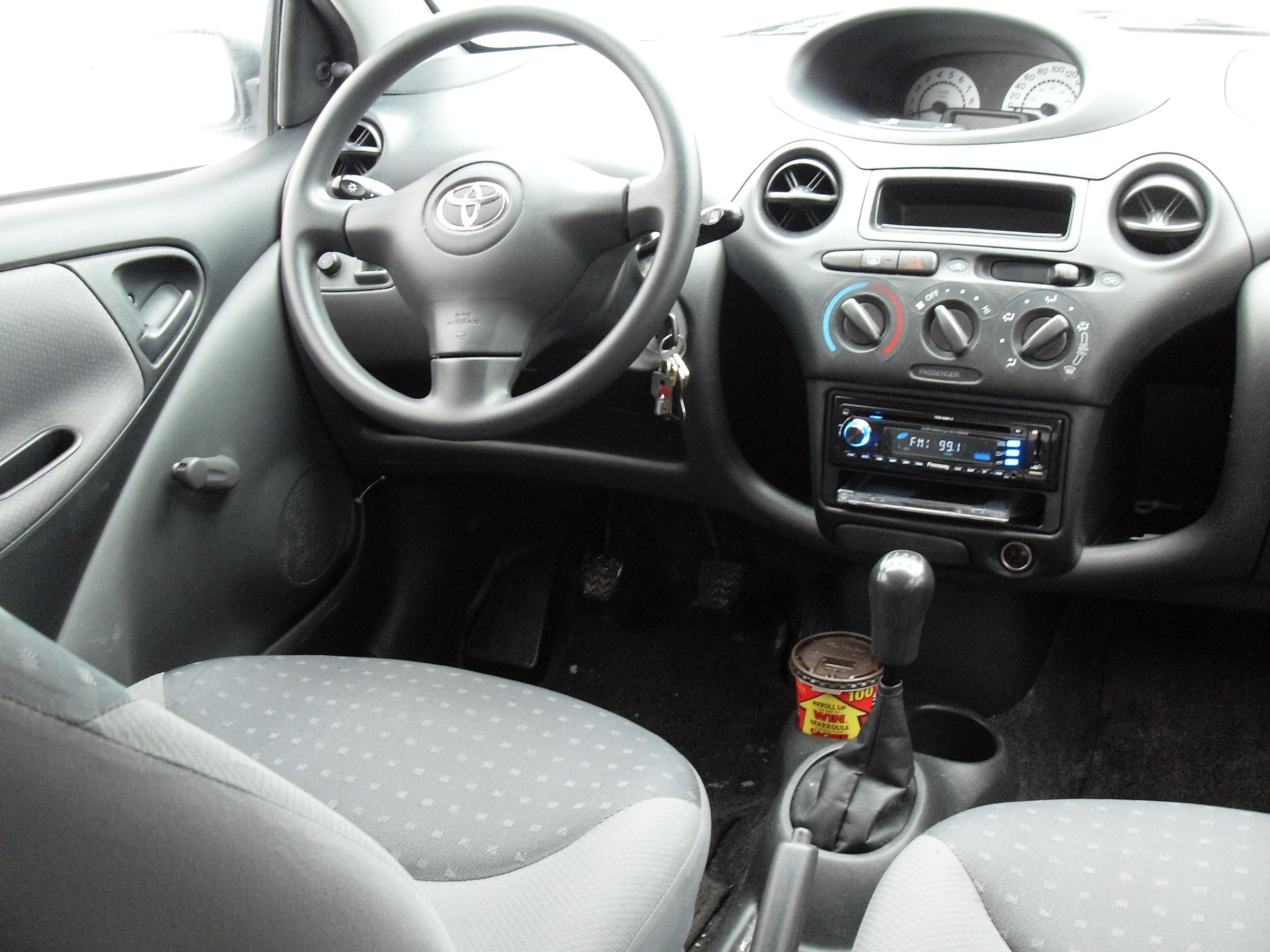 How to Drive a Manual / Standard Shift Transmission : 7 Steps (with ...