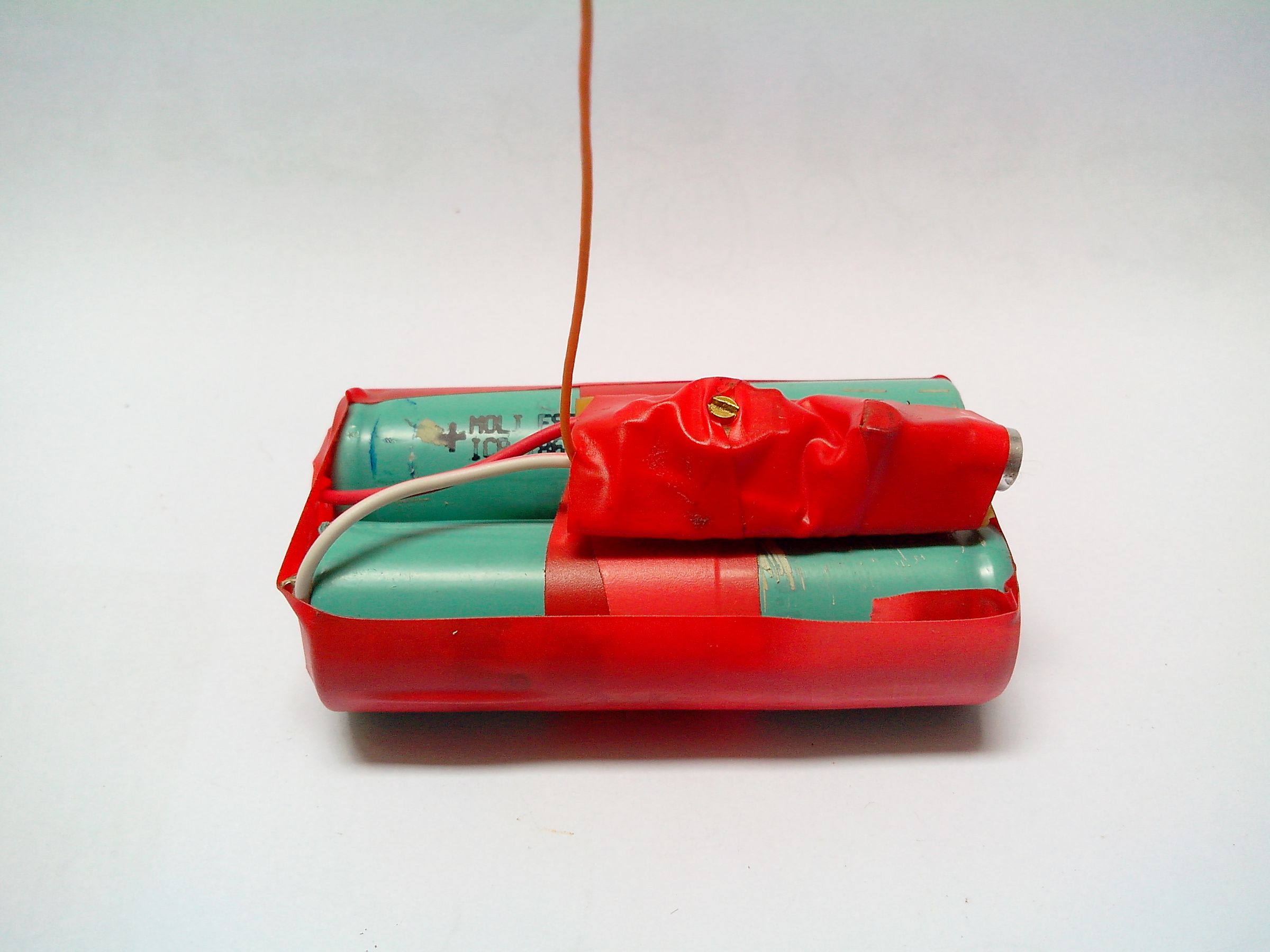 Mini Audio Transmitter : 8 Steps (with Pictures) - Instructables