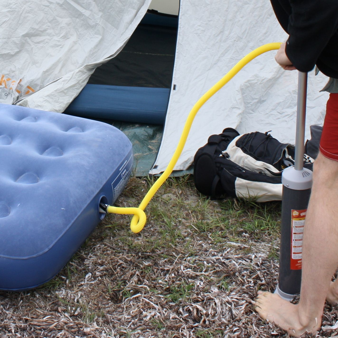 Inflatable Bed to Stand-Up Paddle Board Pump Adapter : 5 Steps (with ...