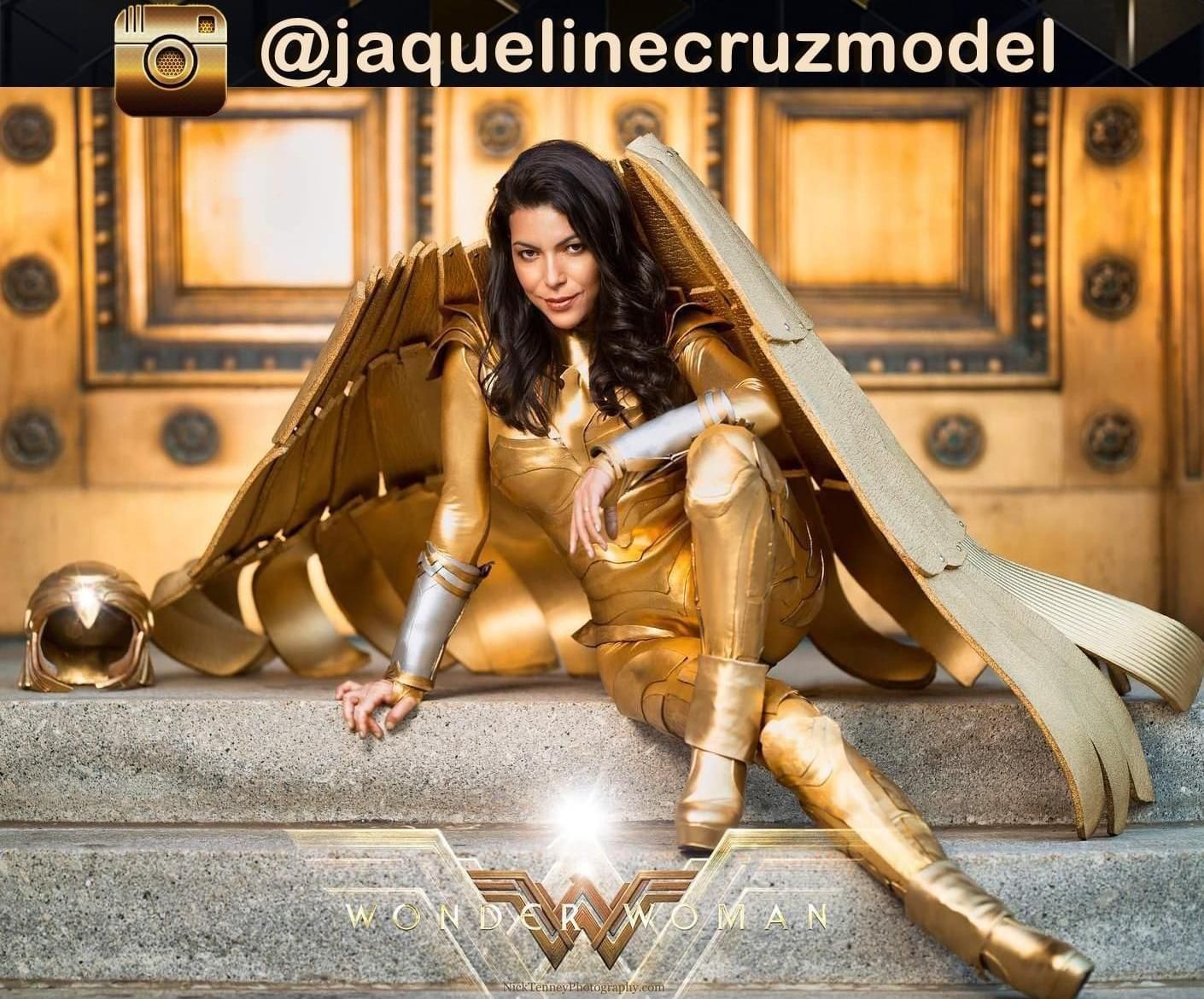 Wonder Woman 1984 Golden Armor Complete Costume : 10 Steps (with ...