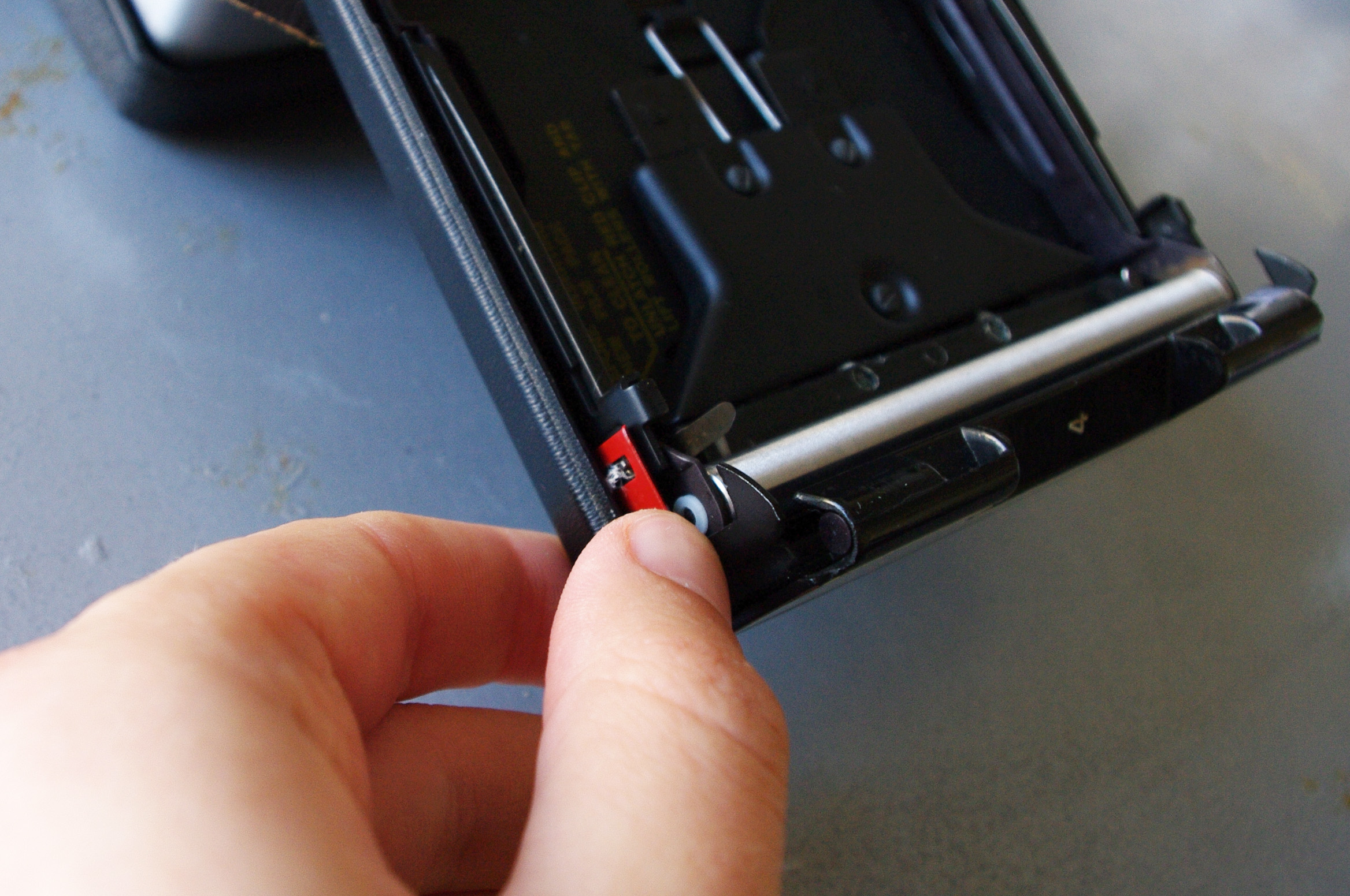 Resurrect a Polaroid Land Camera : 32 Steps (with Pictures) - Instructables