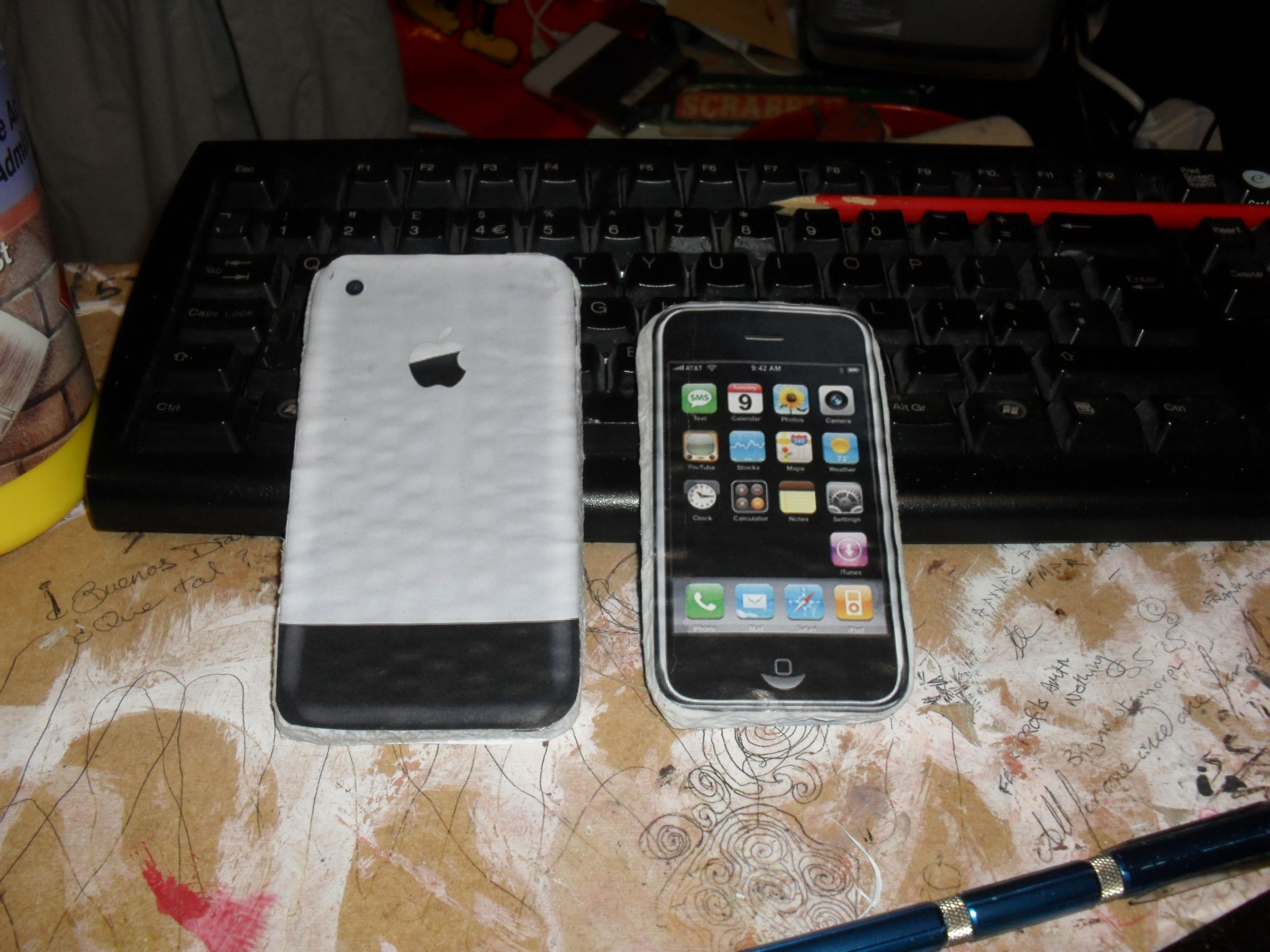 Cardboard Props: How to Make a Prop IPhone or IPad : 8 Steps ...