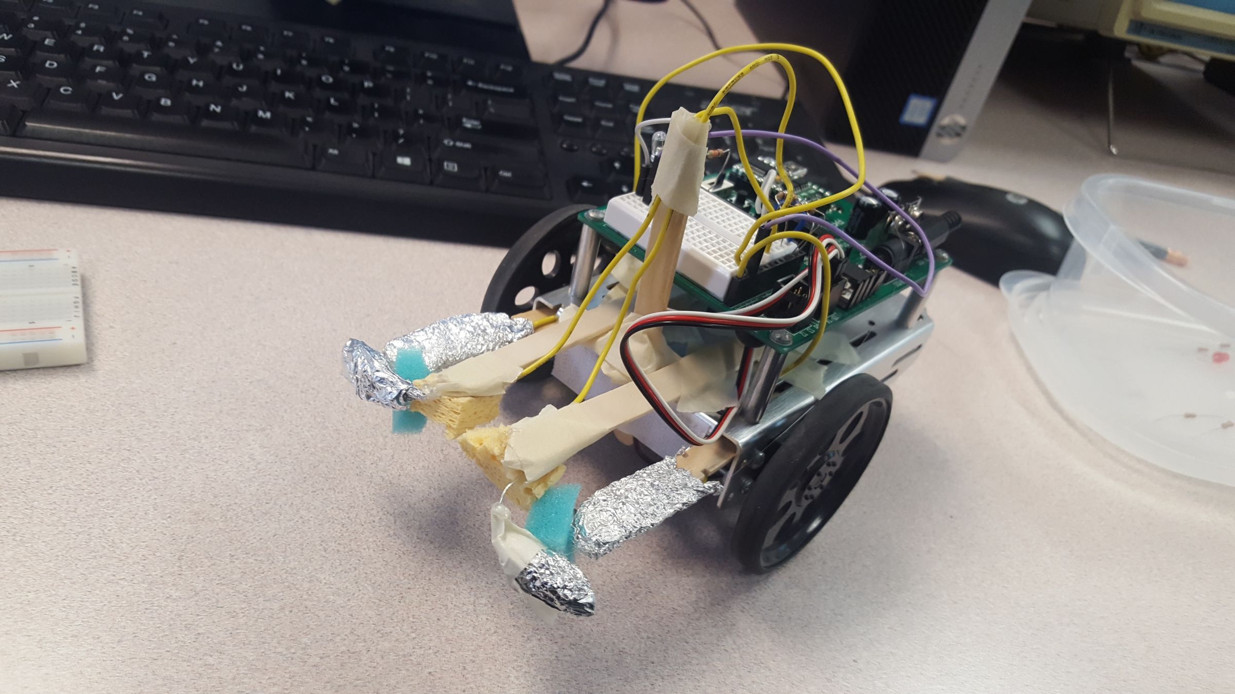 Maze Solving Robot - Uv Bot : 15 Steps - Instructables