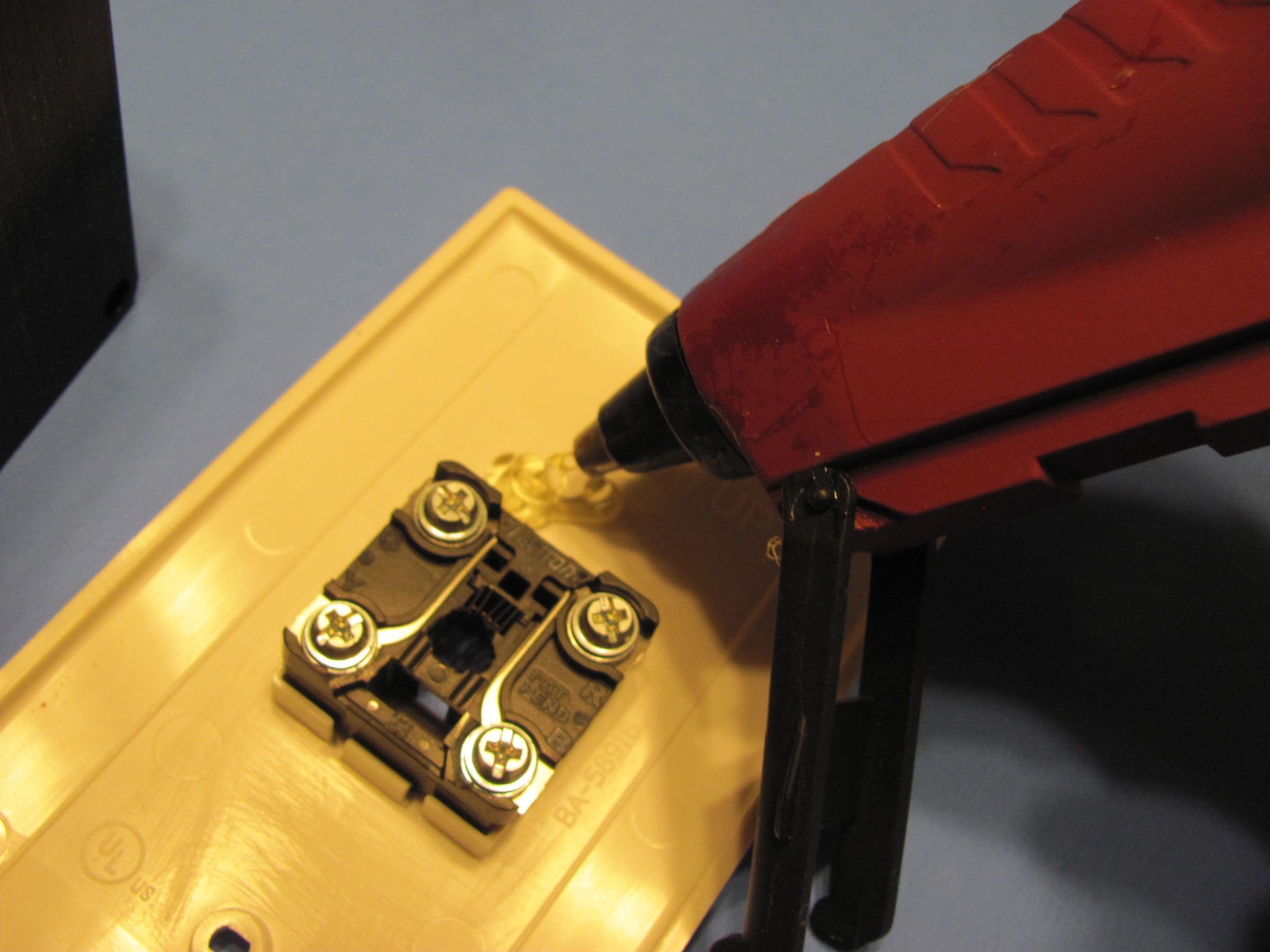 Phone Jack Secret Compartment : 7 Steps (with Pictures) - Instructables