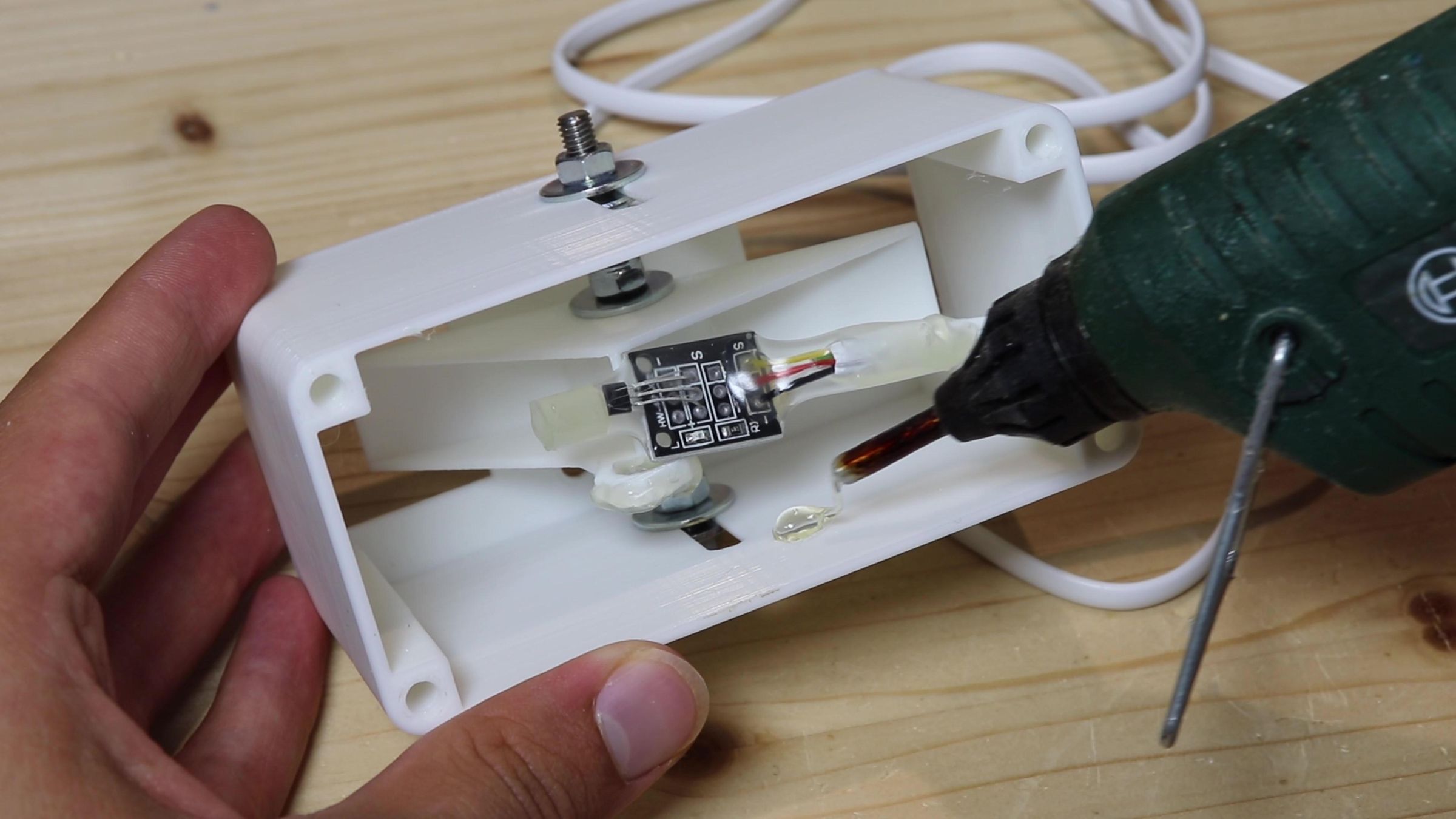 DIY Arduino Rain Gauge : 12 Steps (with Pictures) - Instructables