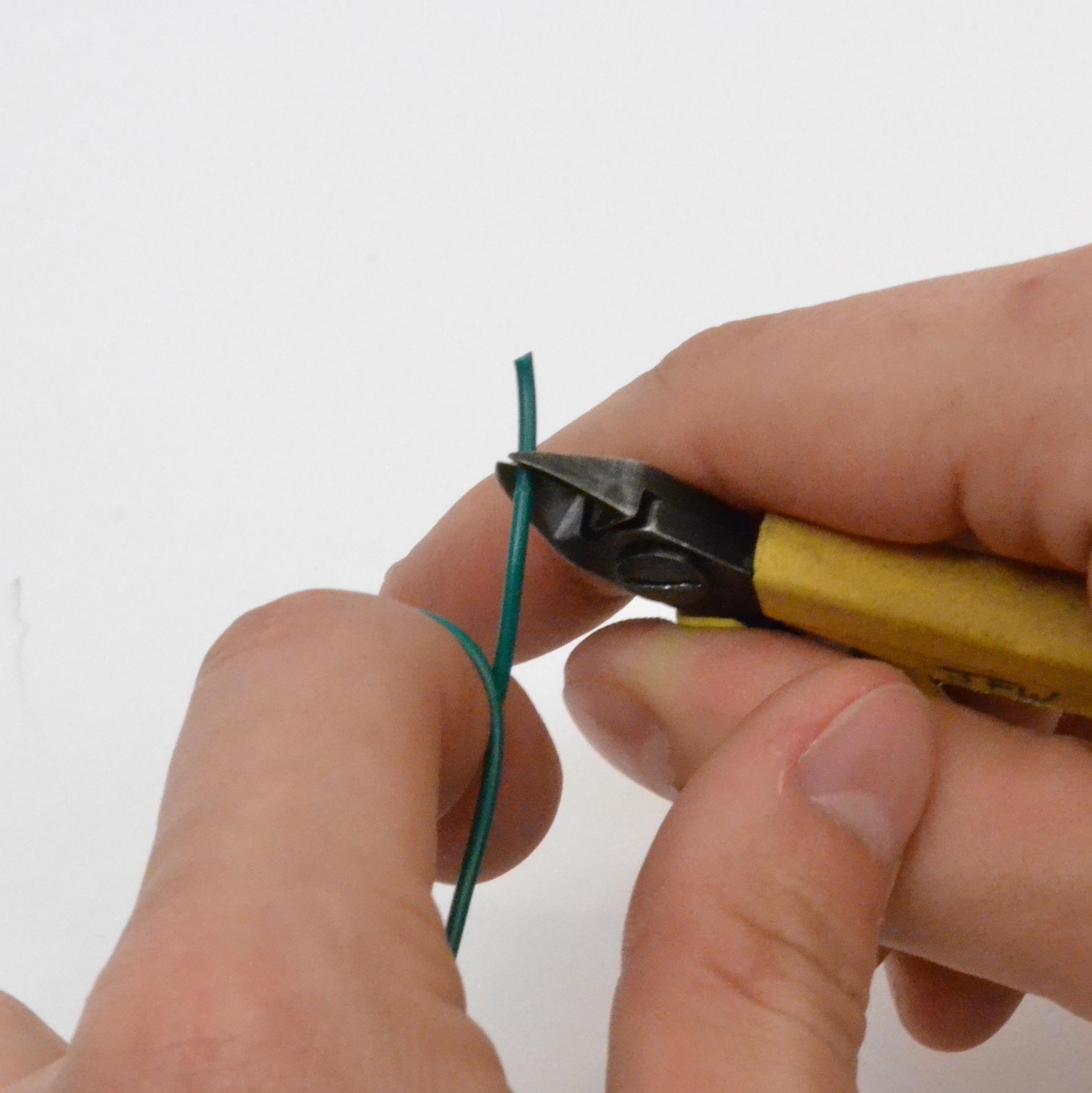 Strip and Tin Wires Like a Pro : 5 Steps (with Pictures) - Instructables