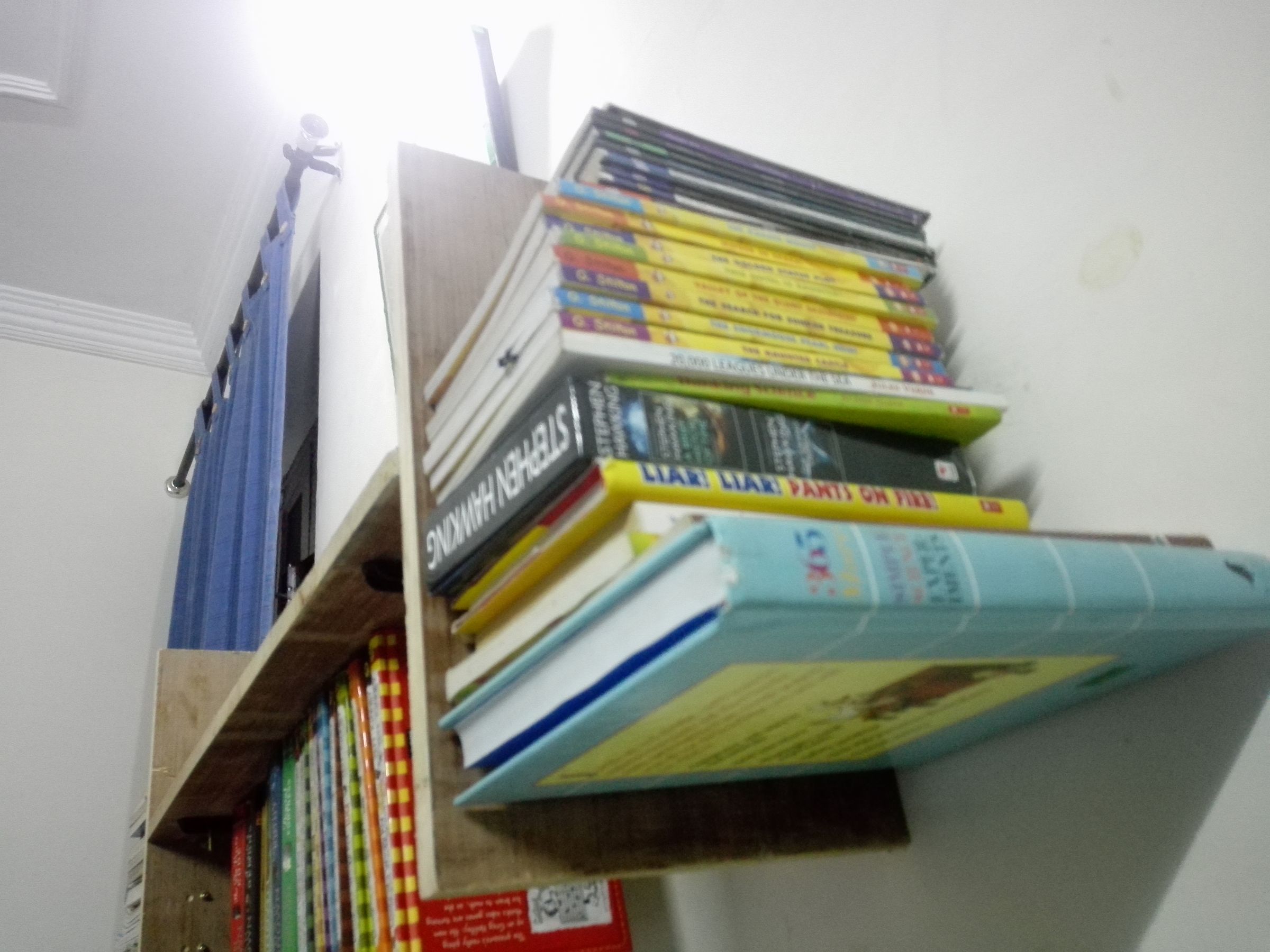 THE OMG BOOKSHELF!!! : 6 Steps (with Pictures) - Instructables