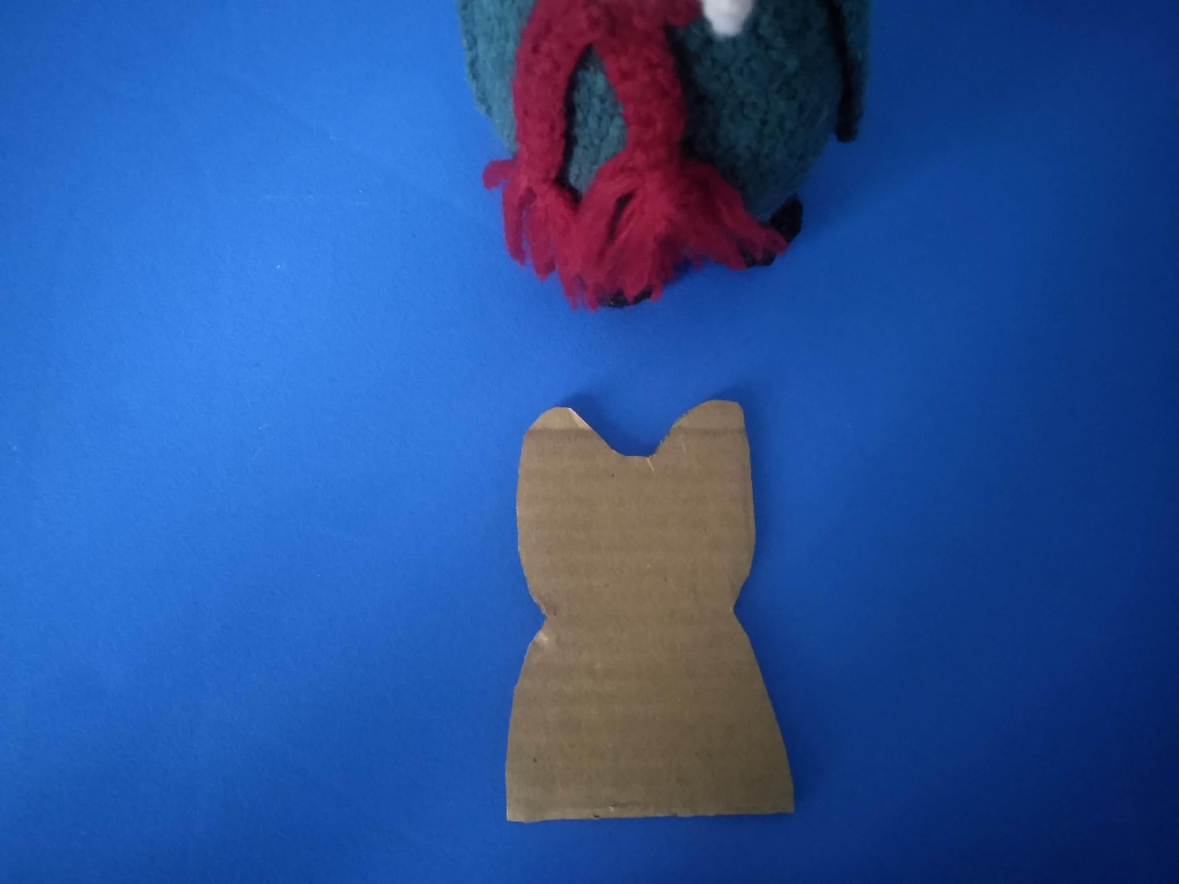 Cat Shaped Cardboard Phone Holder : 7 Steps - Instructables