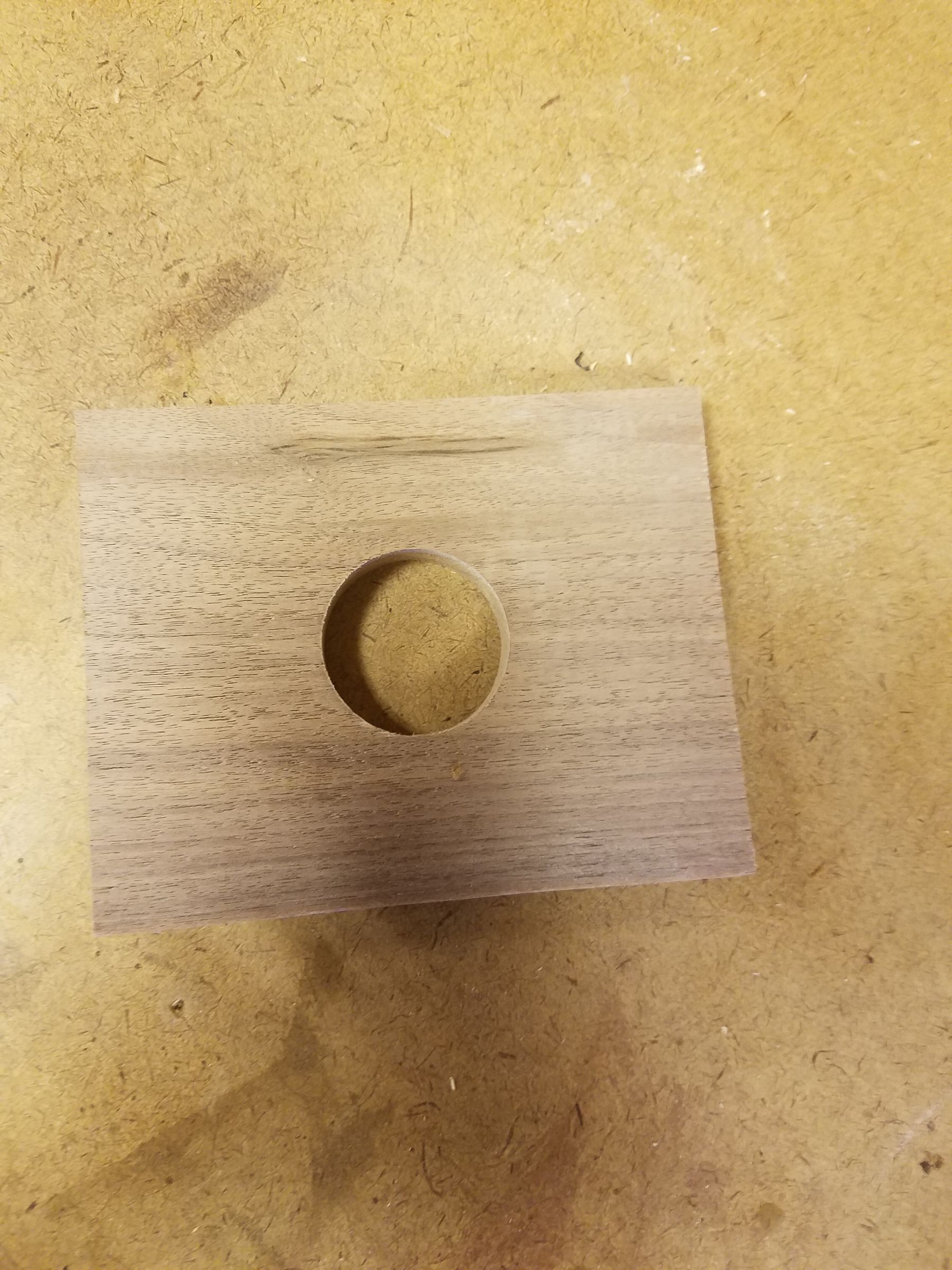 How to Build a Candy Dispenser : 5 Steps (with Pictures) - Instructables