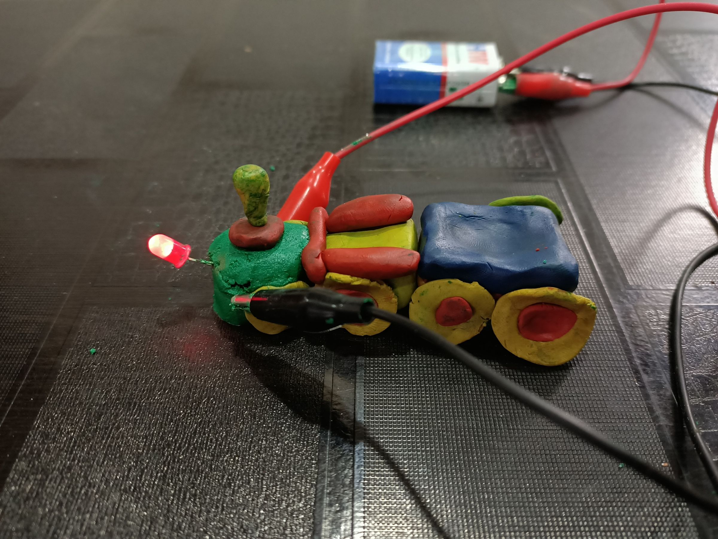 FUN WITH CIRCUITS USING MODELING CLAY : 5 Steps (with Pictures ...