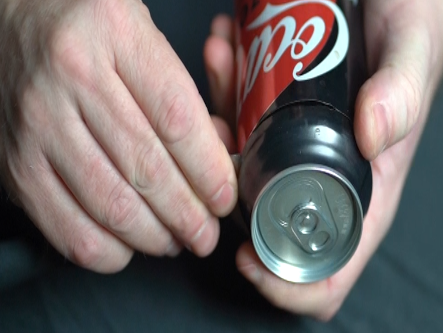 Aluminoid Spinning Top From Soda Can Bottom : 5 Steps - Instructables