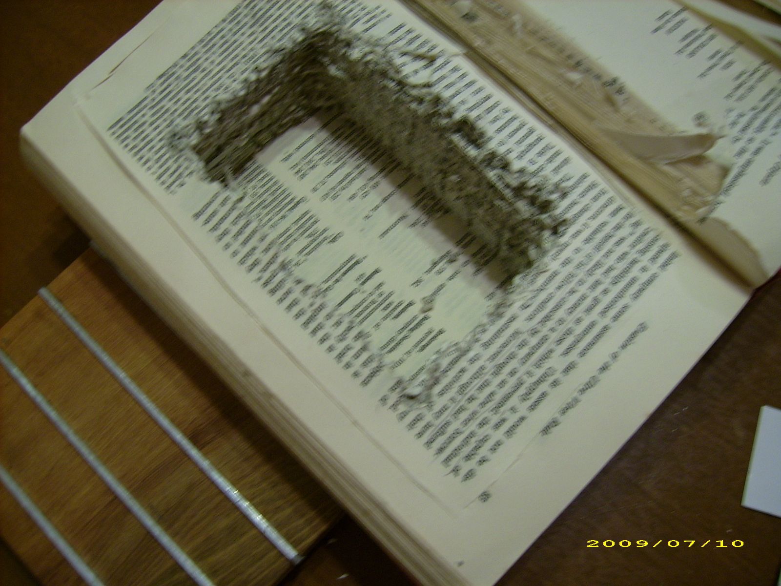 "Textbook" Hidden Compartment : 7 Steps - Instructables