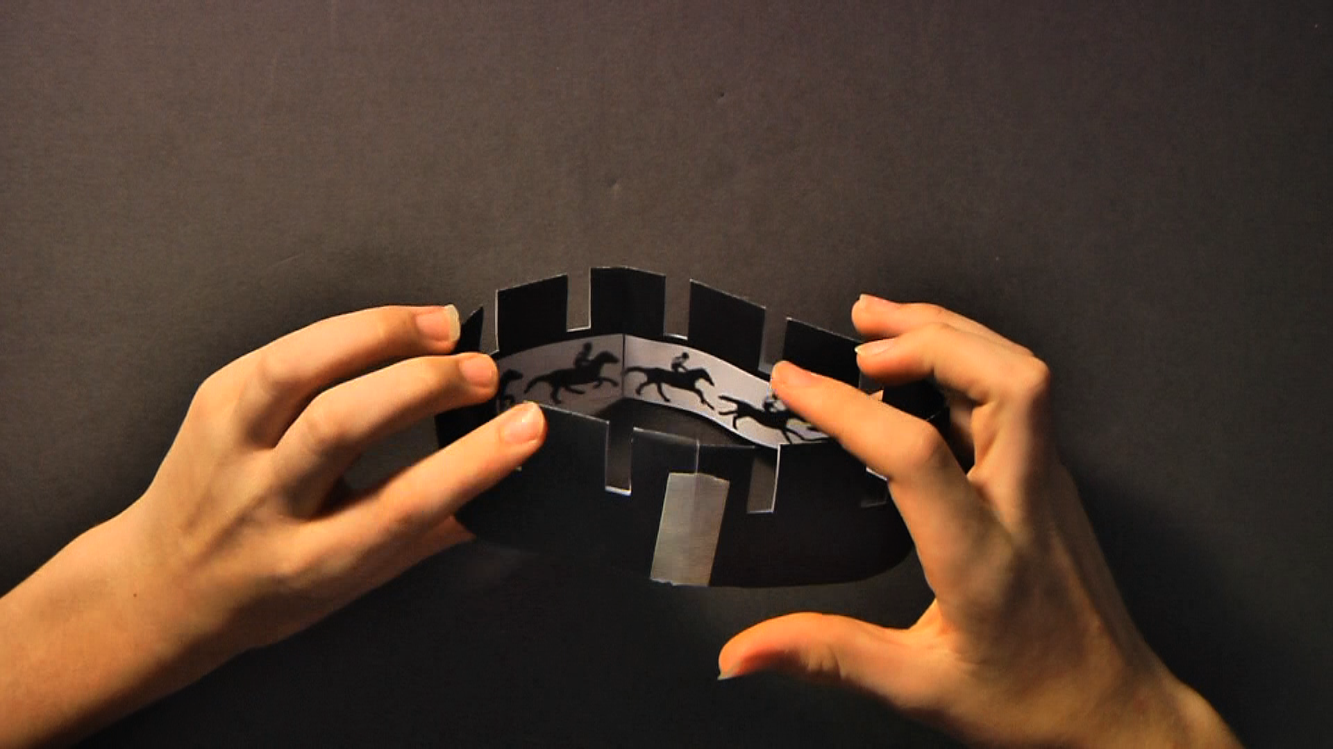 Make a Zoetrope : 6 Steps (with Pictures) - Instructables