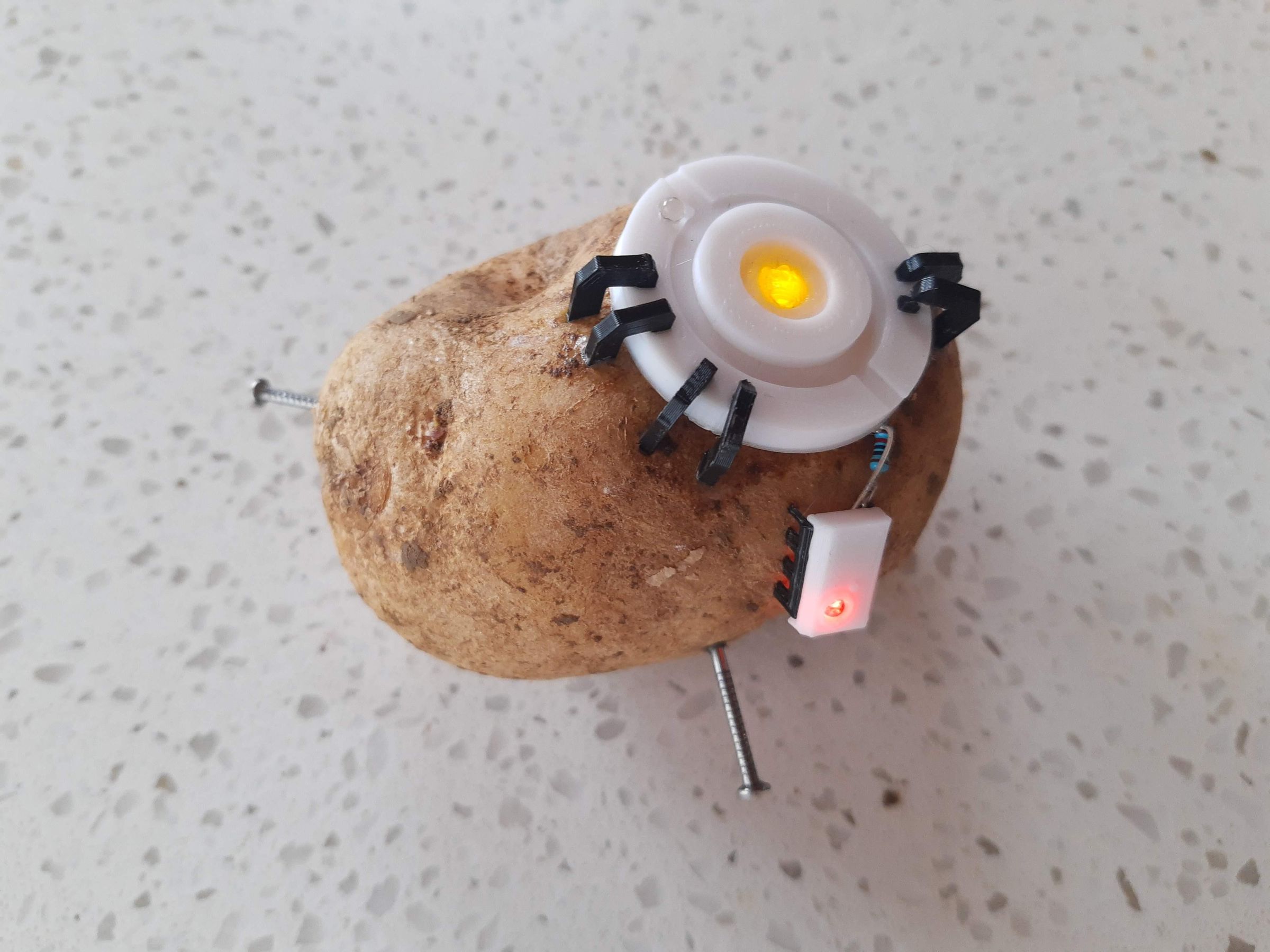 GLaDOS Potato Replica (with Lights) : 5 Steps (with Pictures ...
