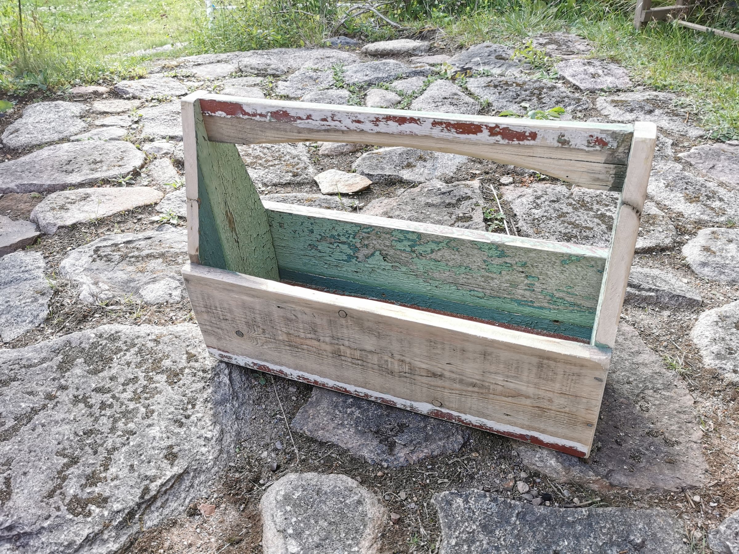 Scrap Wood Toolbox : 8 Steps (with Pictures) - Instructables