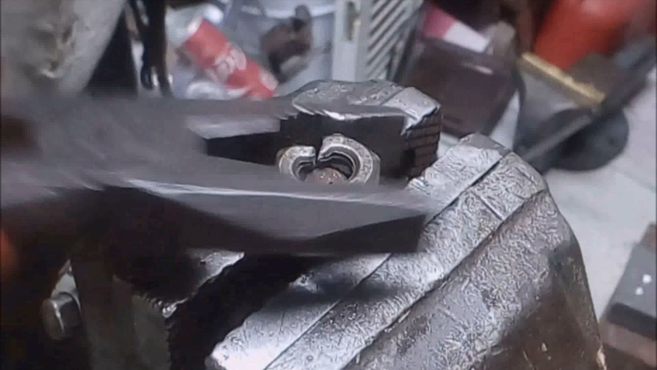 Nut Splitter DIY : 5 Steps (with Pictures) - Instructables