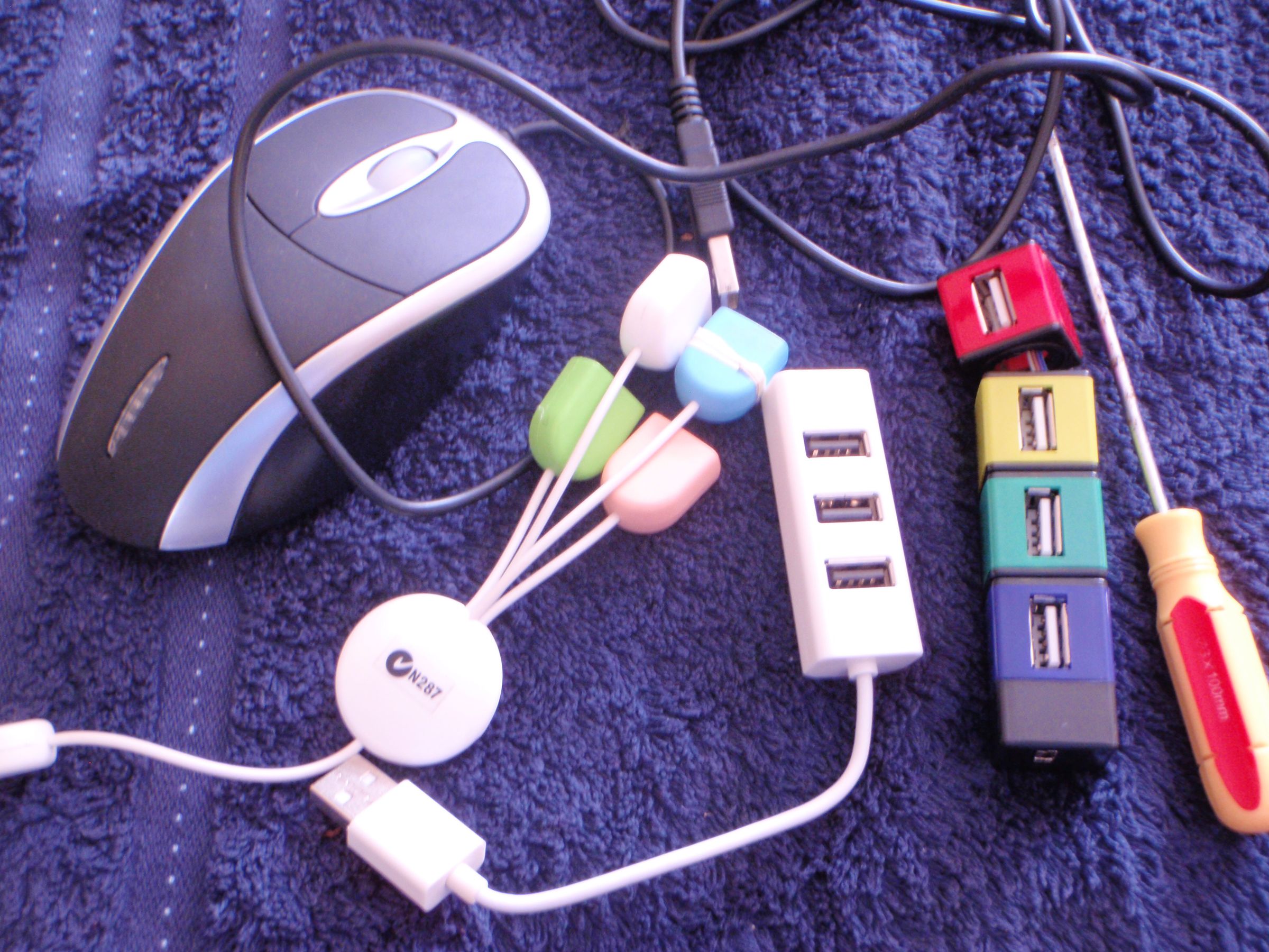 Mouse With USB Port (optional Internal Drive) : 6 Steps (with Pictures ...