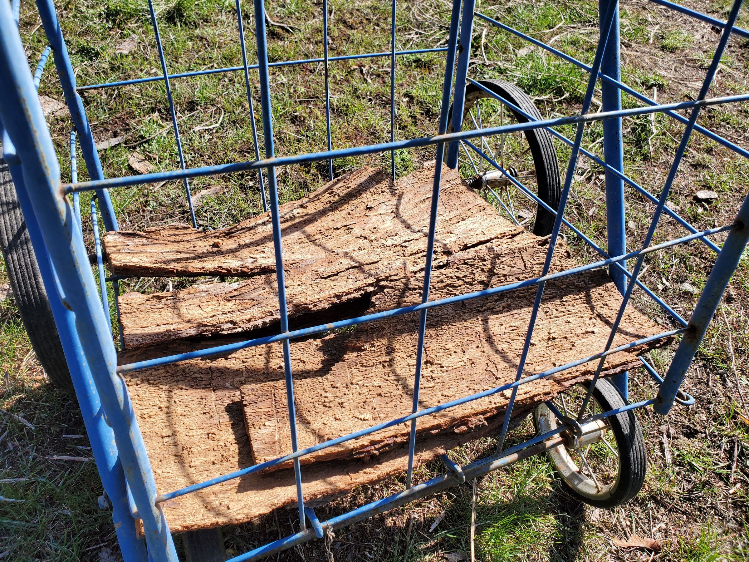 Portable Compost Bin/Garden : 3 Steps - Instructables