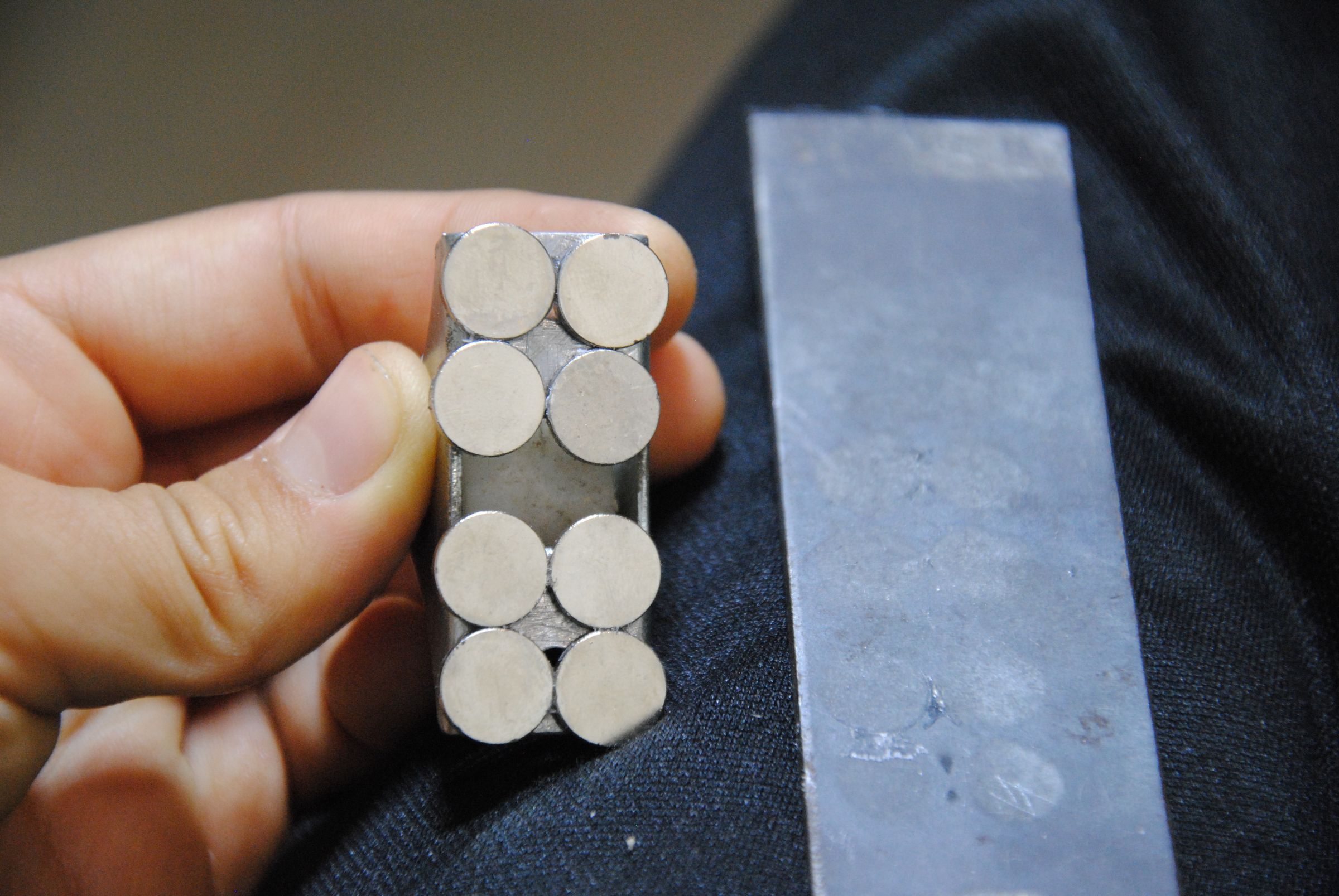 How to Make a Magnetic Honing Guide (For Sharpening Chisels & Hand ...