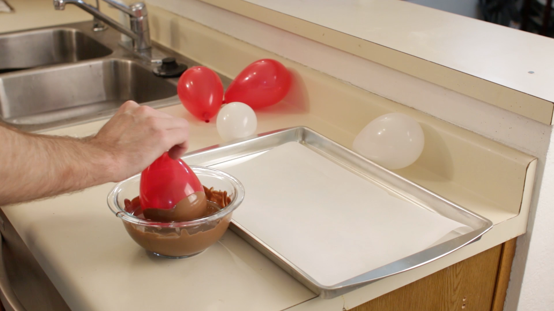 Chocolate Bowls From Balloons : 9 Steps (with Pictures) - Instructables