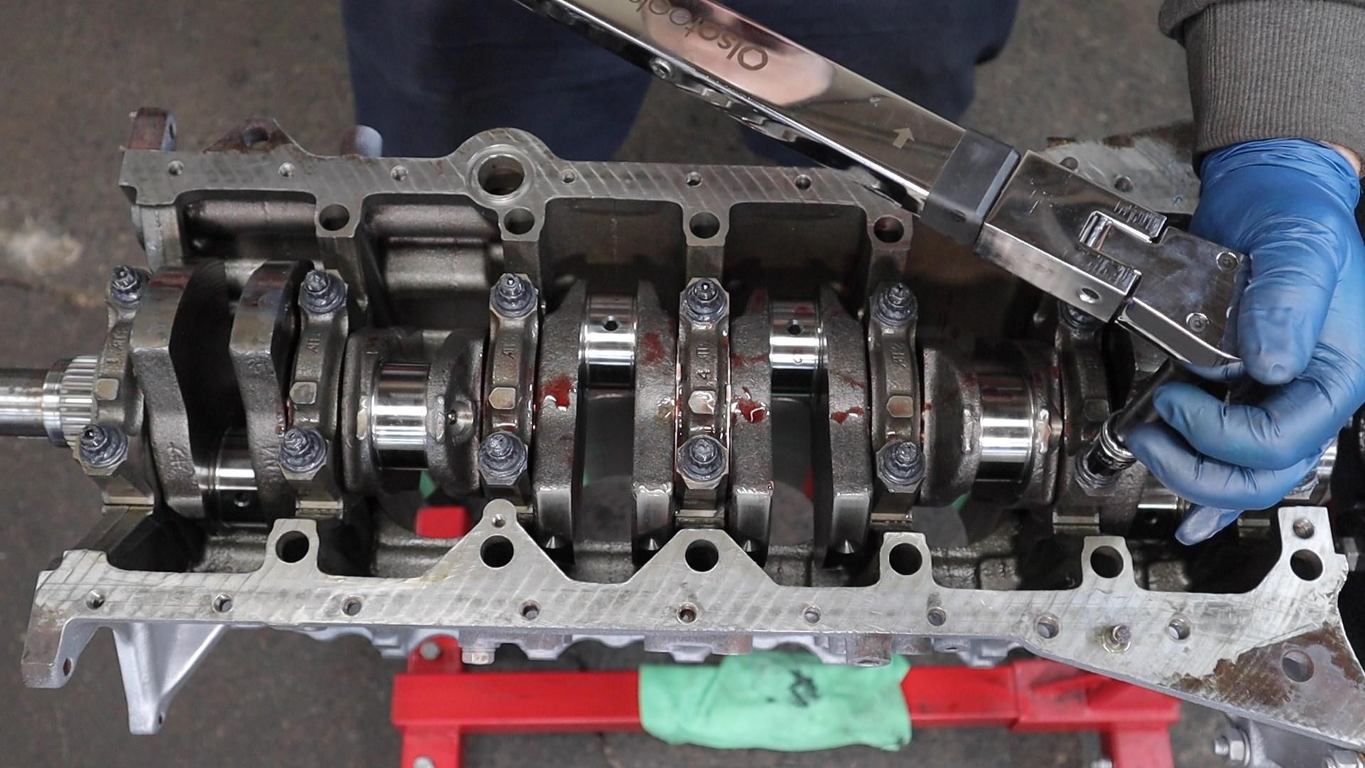 1000hp 2JZ Engine Bottom End Assembly : 7 Steps - Instructables