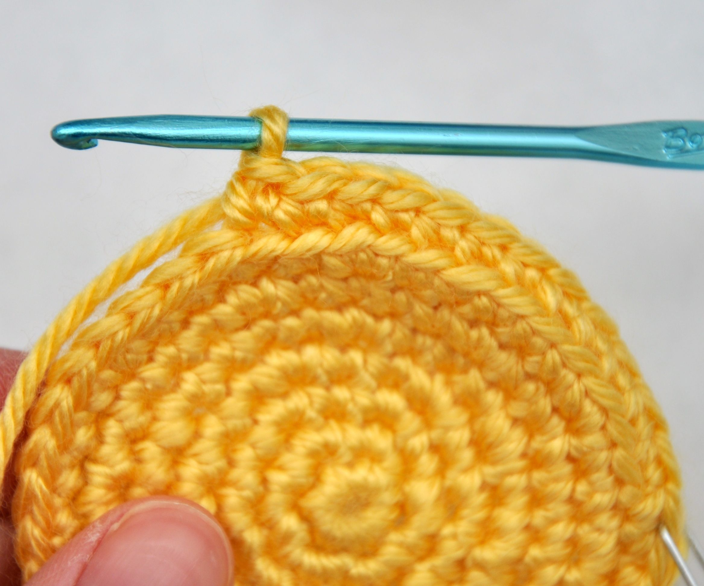 Crochet Medals : 8 Steps (with Pictures) - Instructables