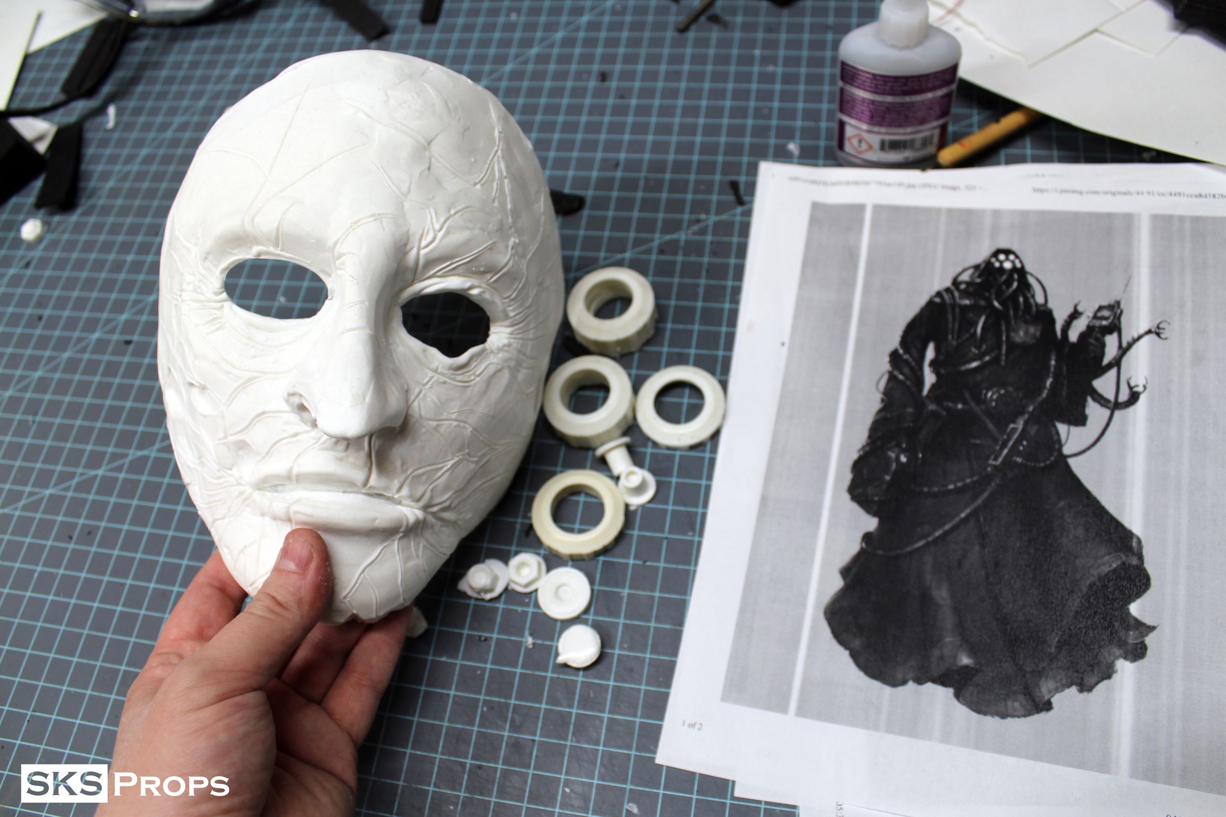 Warhammer 40K Tech Priest Cosplay - SKS Props : 35 Steps (with Pictures ...