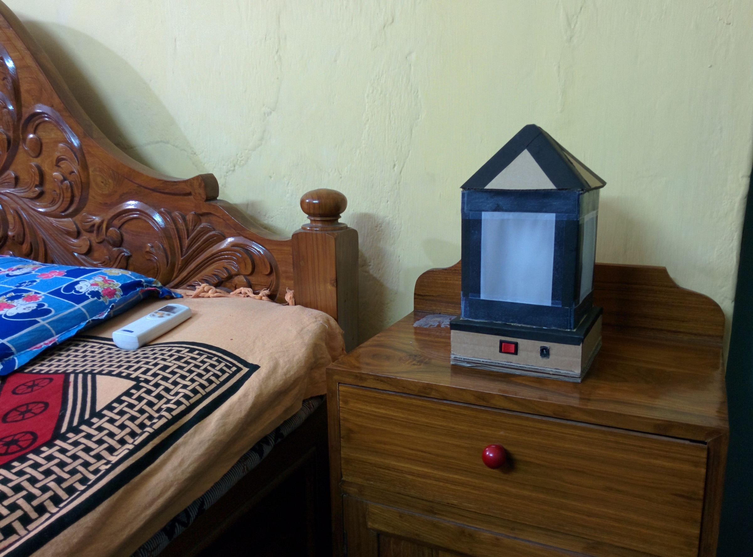 CARDBOARD SOLAR LAMP : 8 Steps (with Pictures) - Instructables