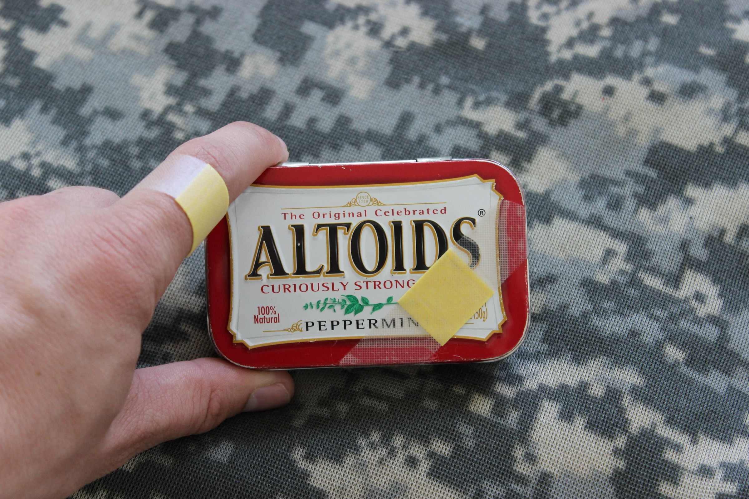 Altoids Survival Kit 2.0 : 12 Steps (with Pictures) - Instructables