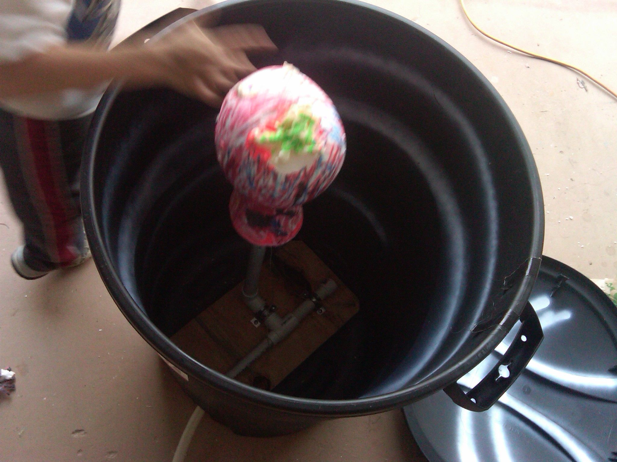 How to Build a Quick and Easy Pneumatic Prop for Halloween : 13 Steps ...