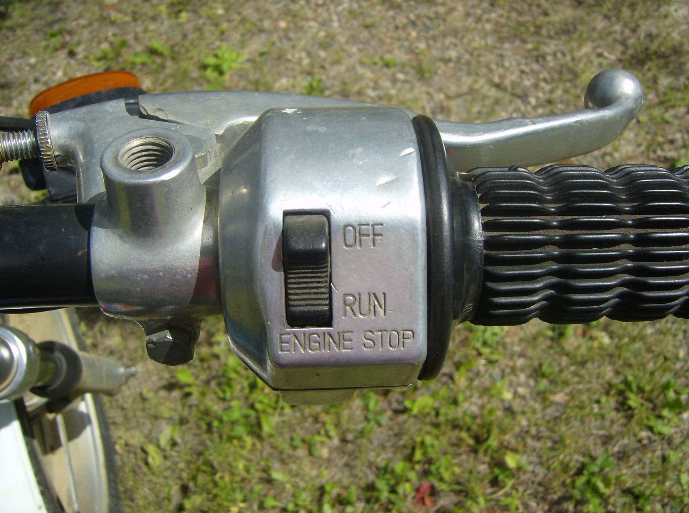 How to Kick Start a Motorbike. : 5 Steps - Instructables